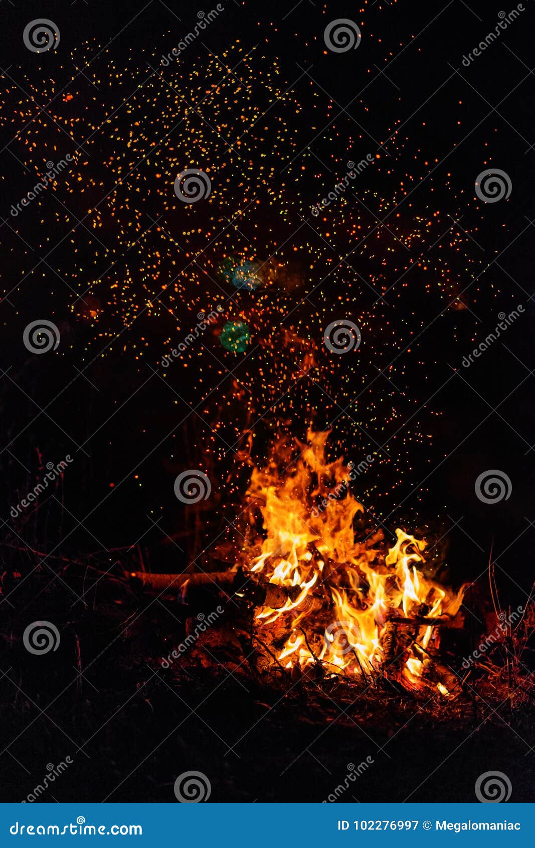Campfire at night stock image. Image of fiery, light - 102276997