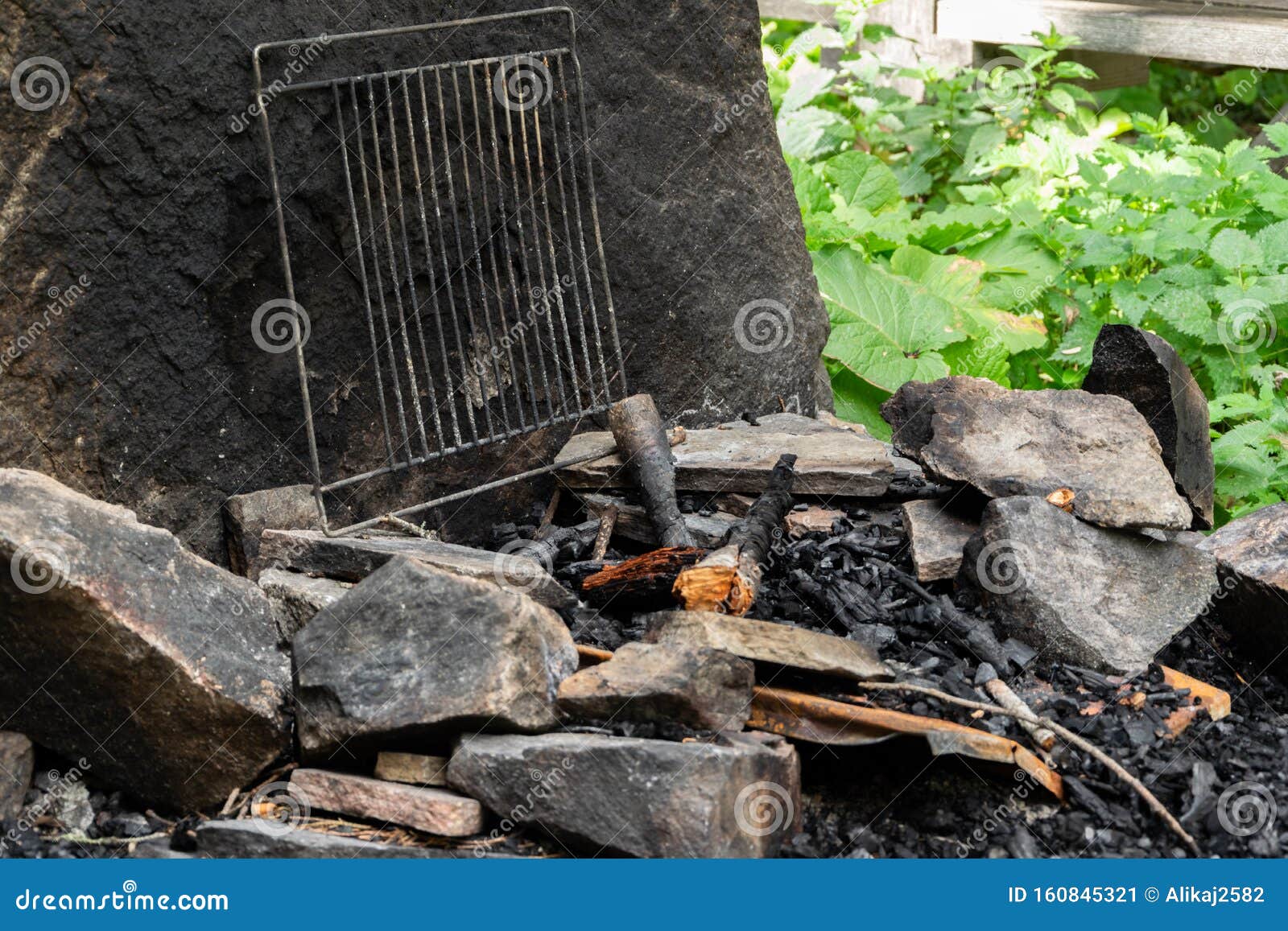 Campfire Place in the Woods Stock Image - Image of garden, grilling ...