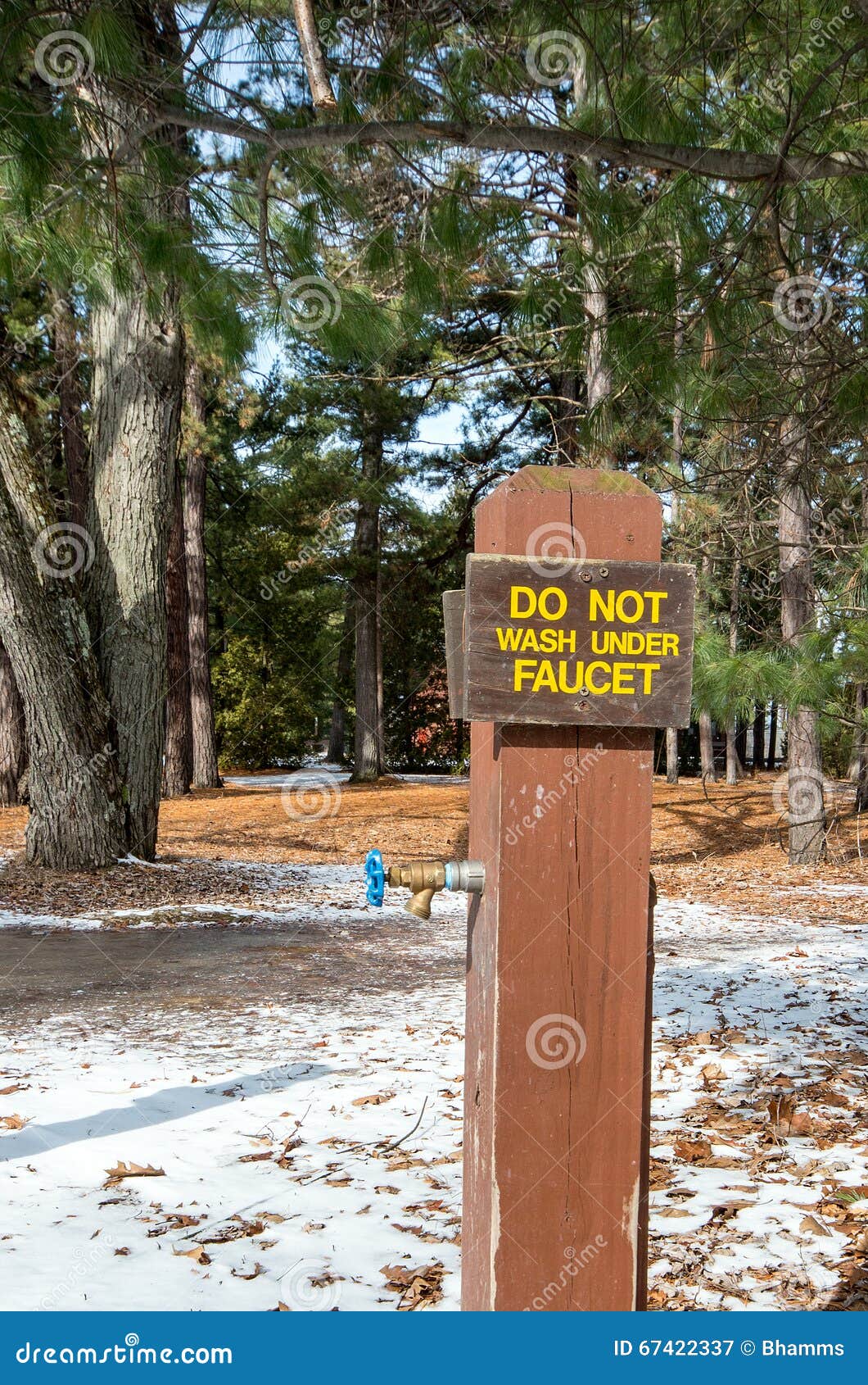 Campground sign stock image. Image of faucet, sign, park - 67422337