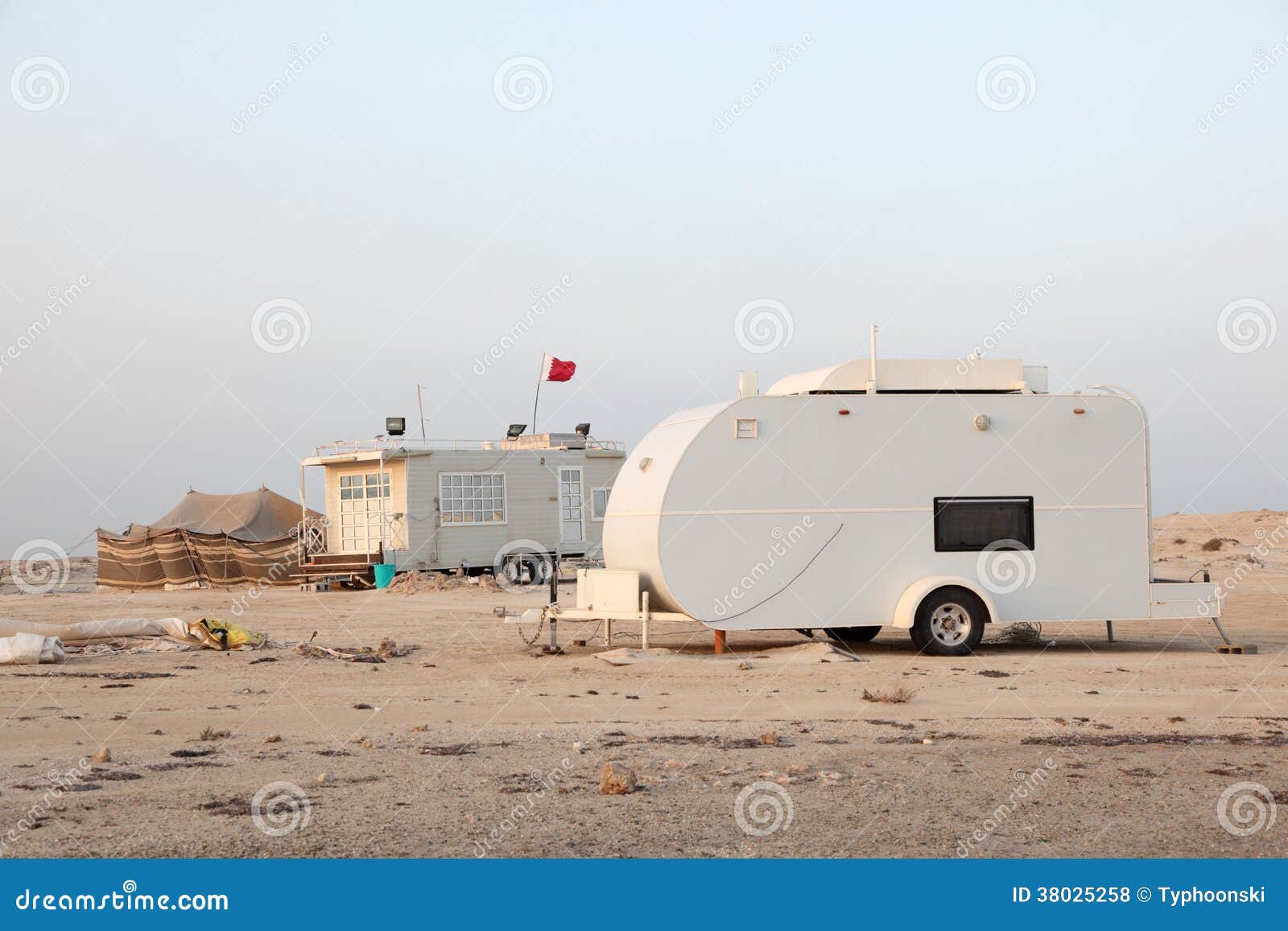 Camping at Arabian Gulf Coast Stock Photo - Image of caravan, middle ...