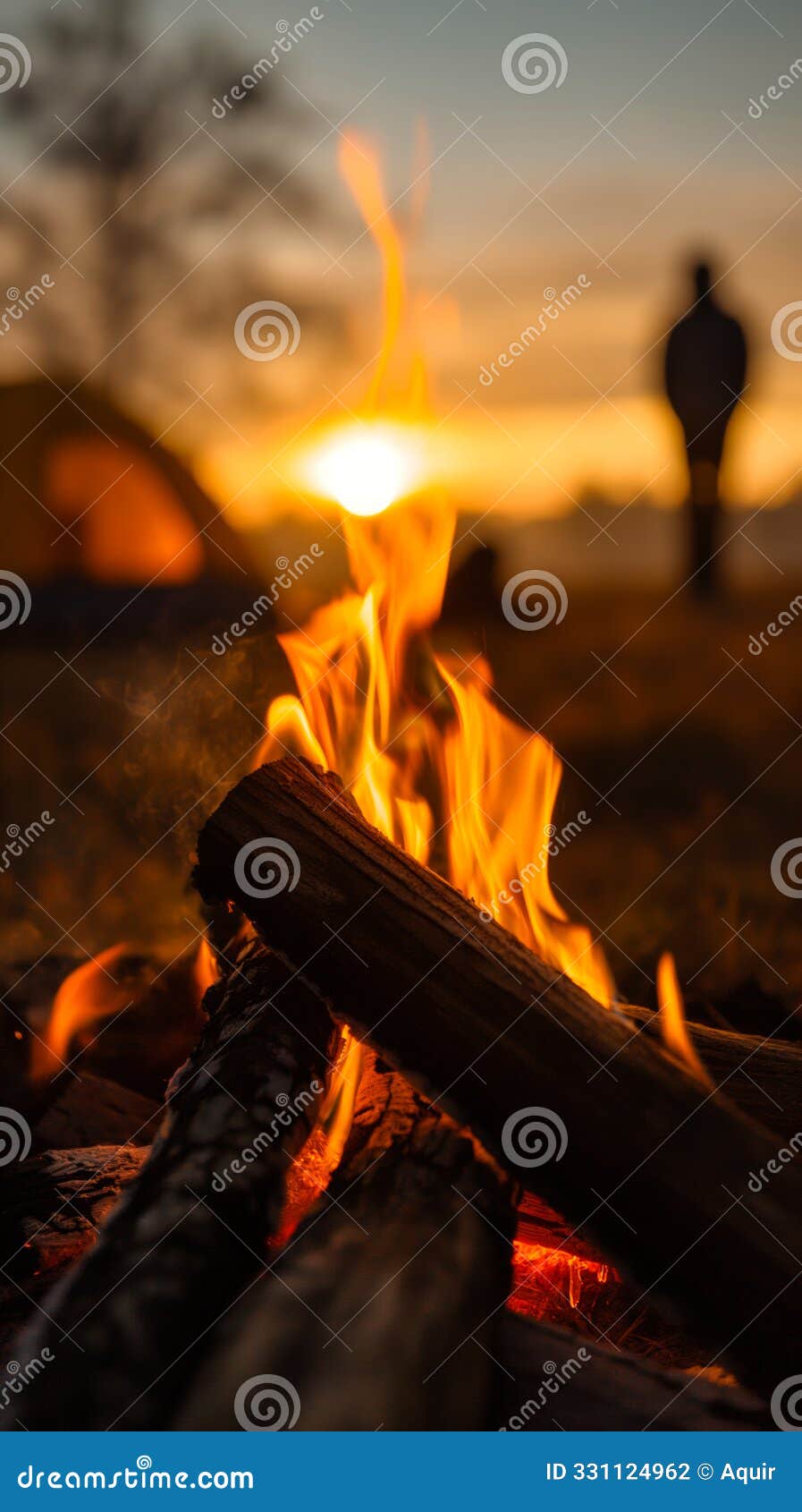 Camping Banner. Fire and Tent at Sunset. Campfire Stock Illustration ...