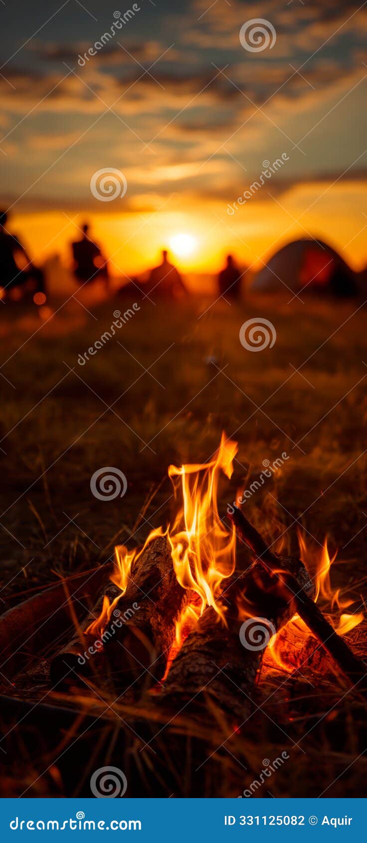 Camping Banner. Fire and Tent at Sunset. Campfire Stock Illustration ...