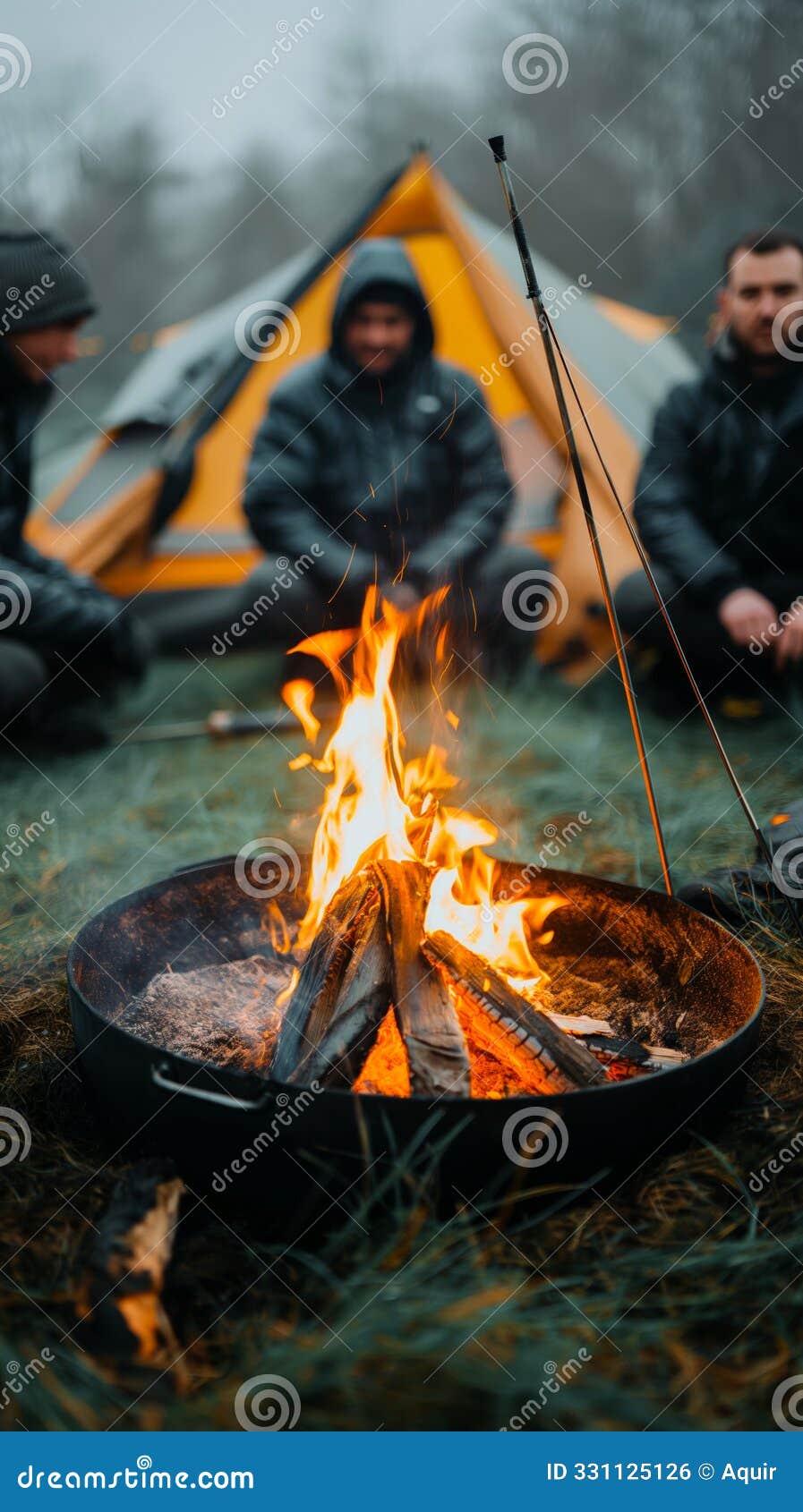 Camping Banner. Fire and Tent at Sunset. Campfire Stock Illustration ...