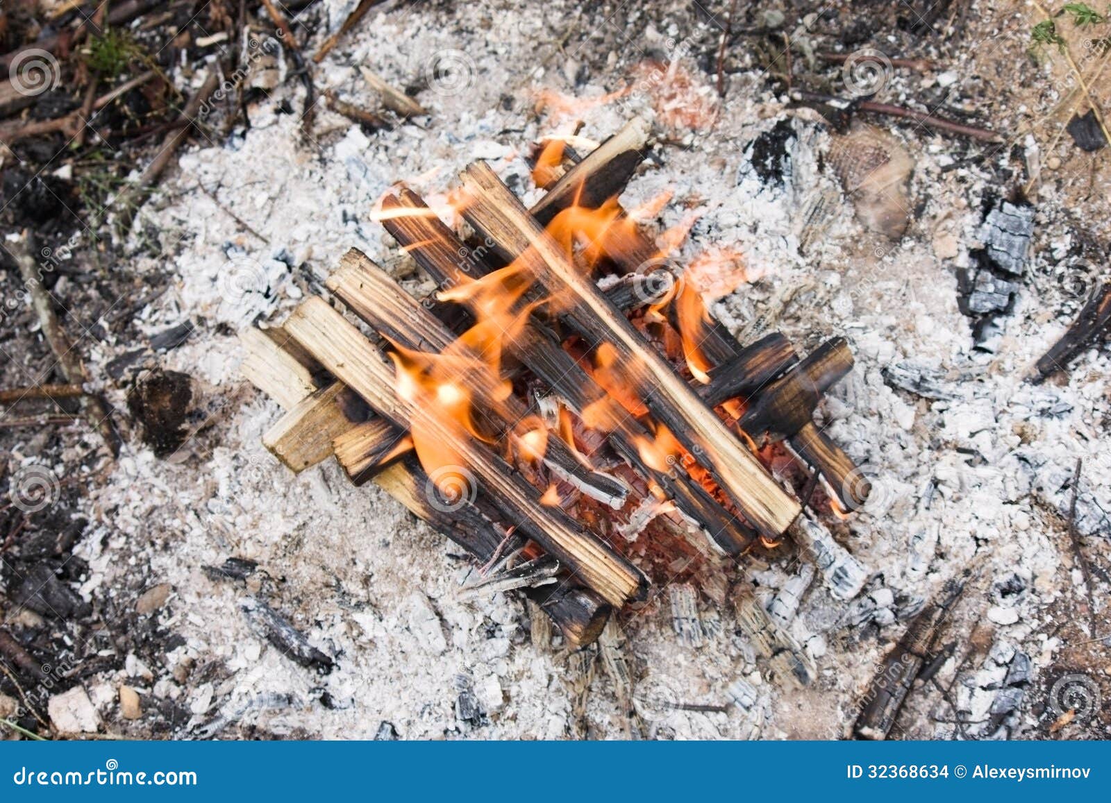 Camping bonfire on ash stock photo. Image of fireplace - 32368634