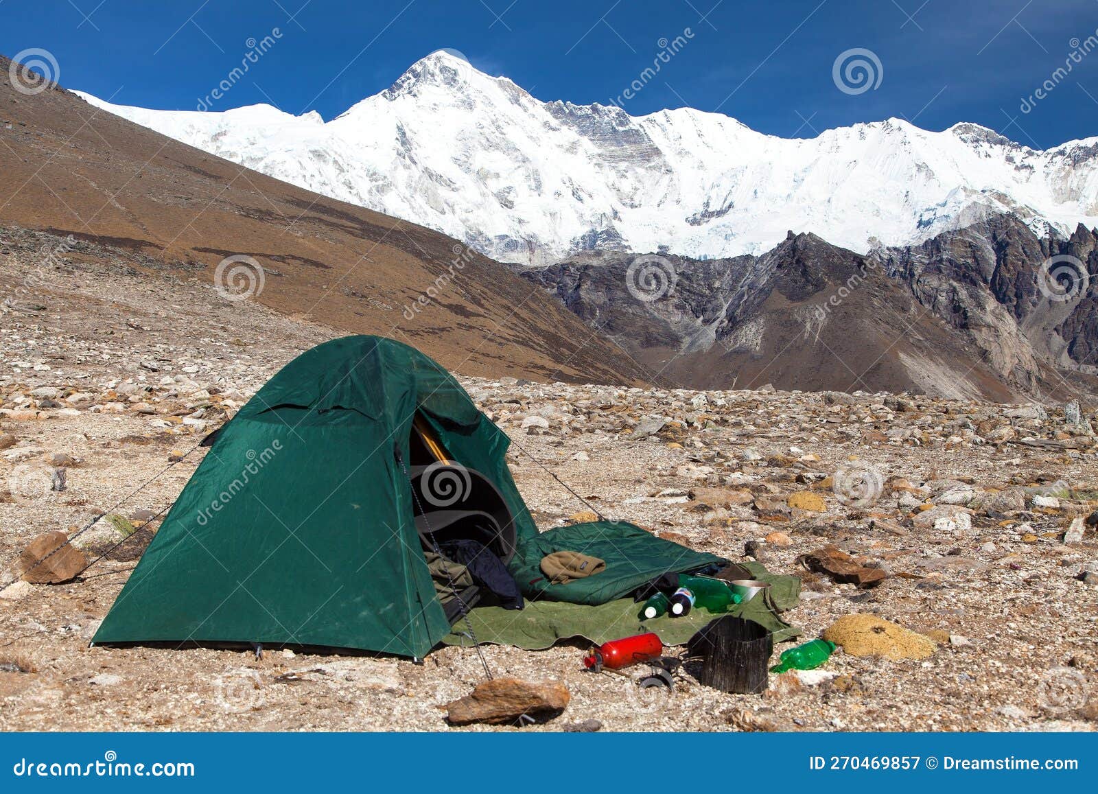 Camping Under Mount Cho Oyu, Cho Oyu Base Camp Stock Image - Image of ...