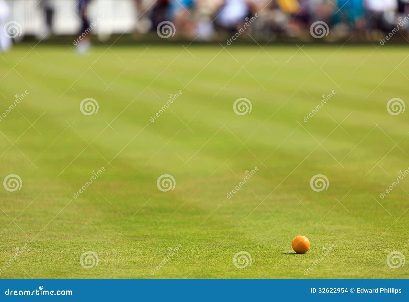 Campo Da Bocce Del Prato Inglese Con La Presa Fotografia Stock ...