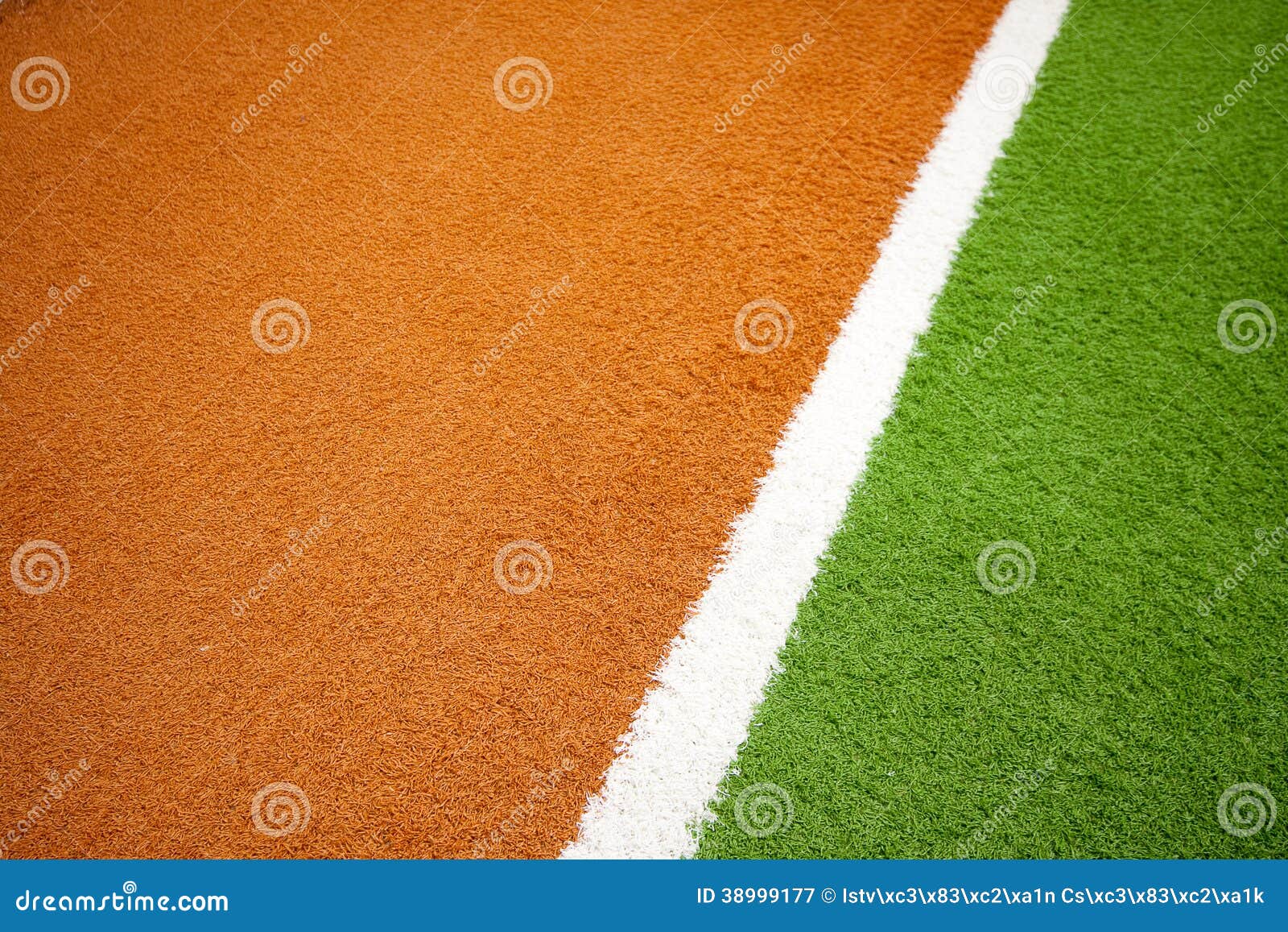 Campo de bola de Jorky imagen de archivo. Imagen de ejercicio - 38999177