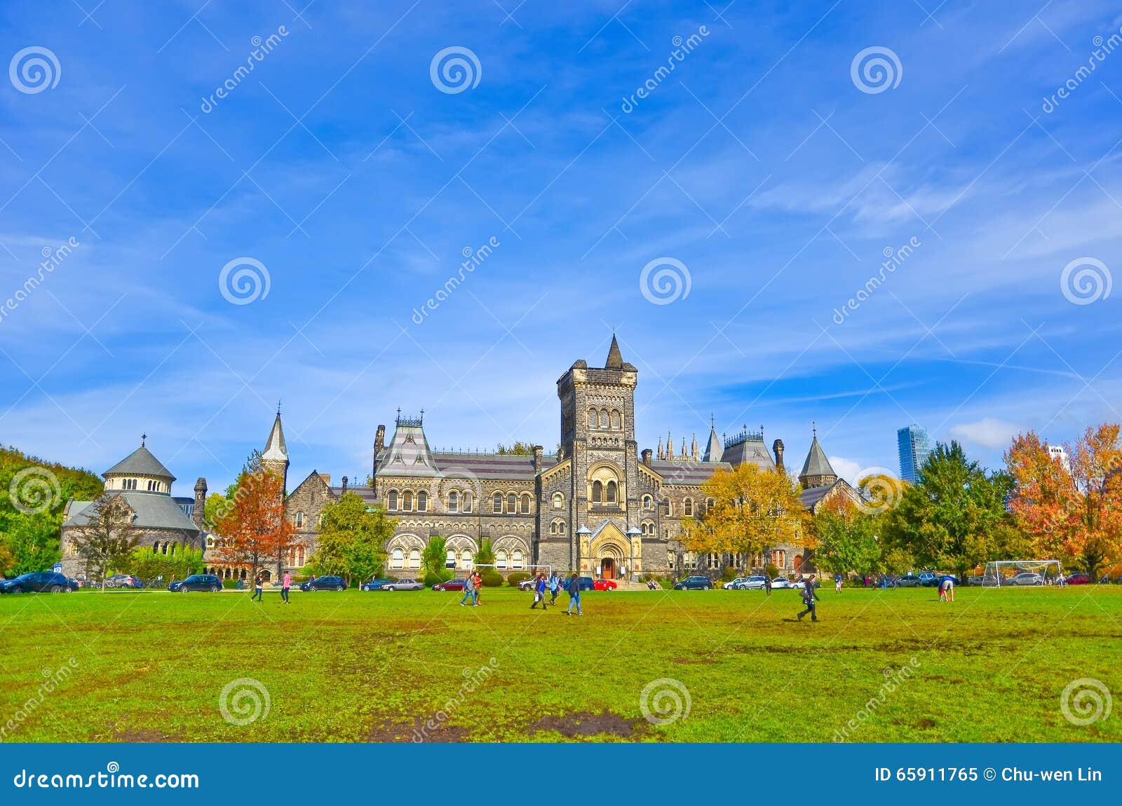 Campus of Toronto University in Autumn Editorial Image - Image of leaf ...