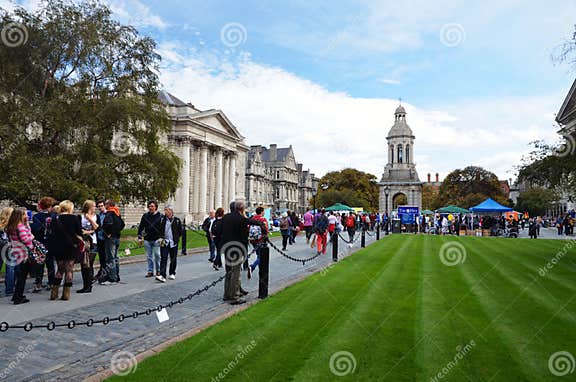 Campus of Trinity College Dublin Editorial Stock Image - Image of ...