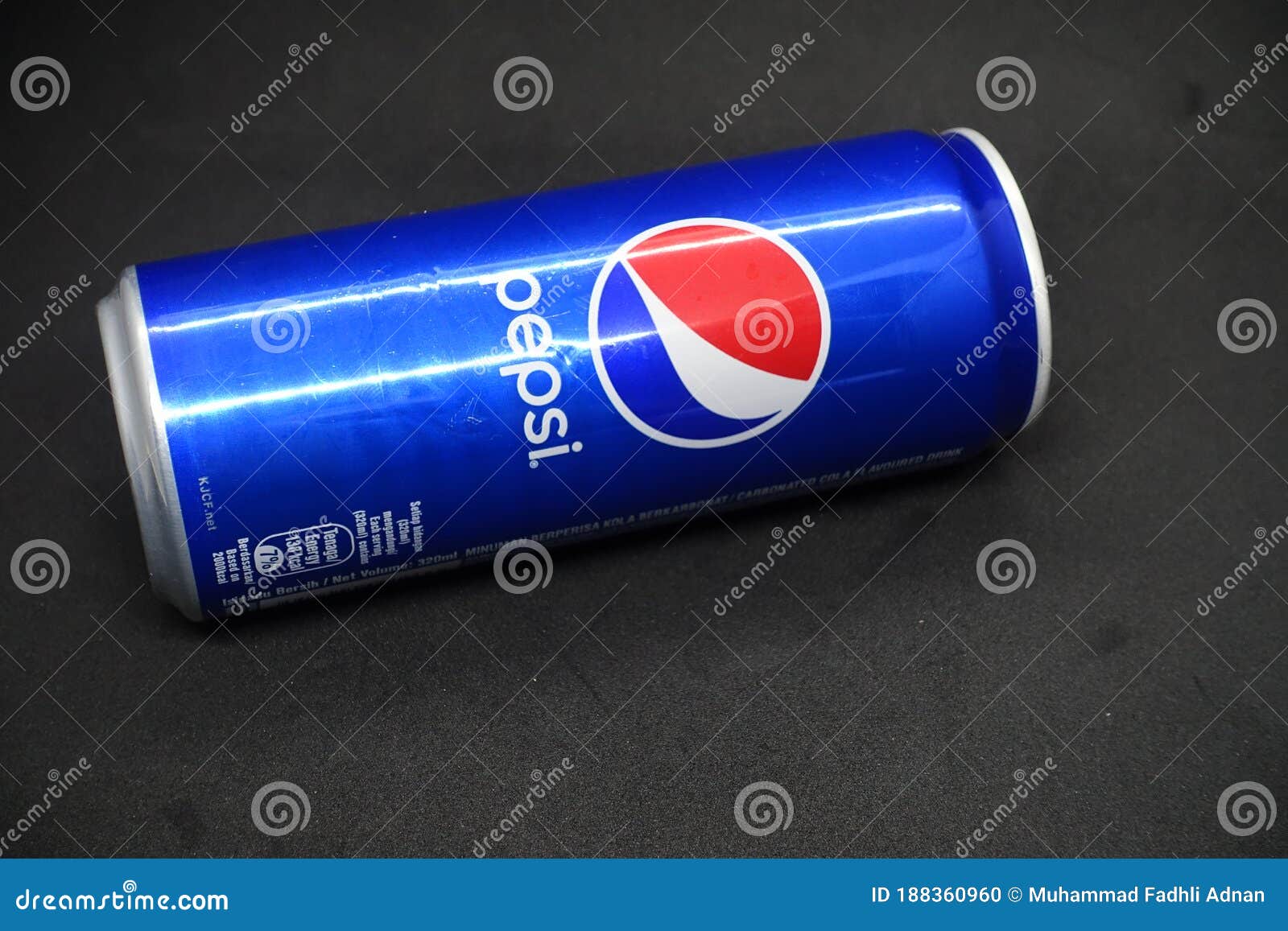A can of blue pepsi editorial image. Image of object - 188360960