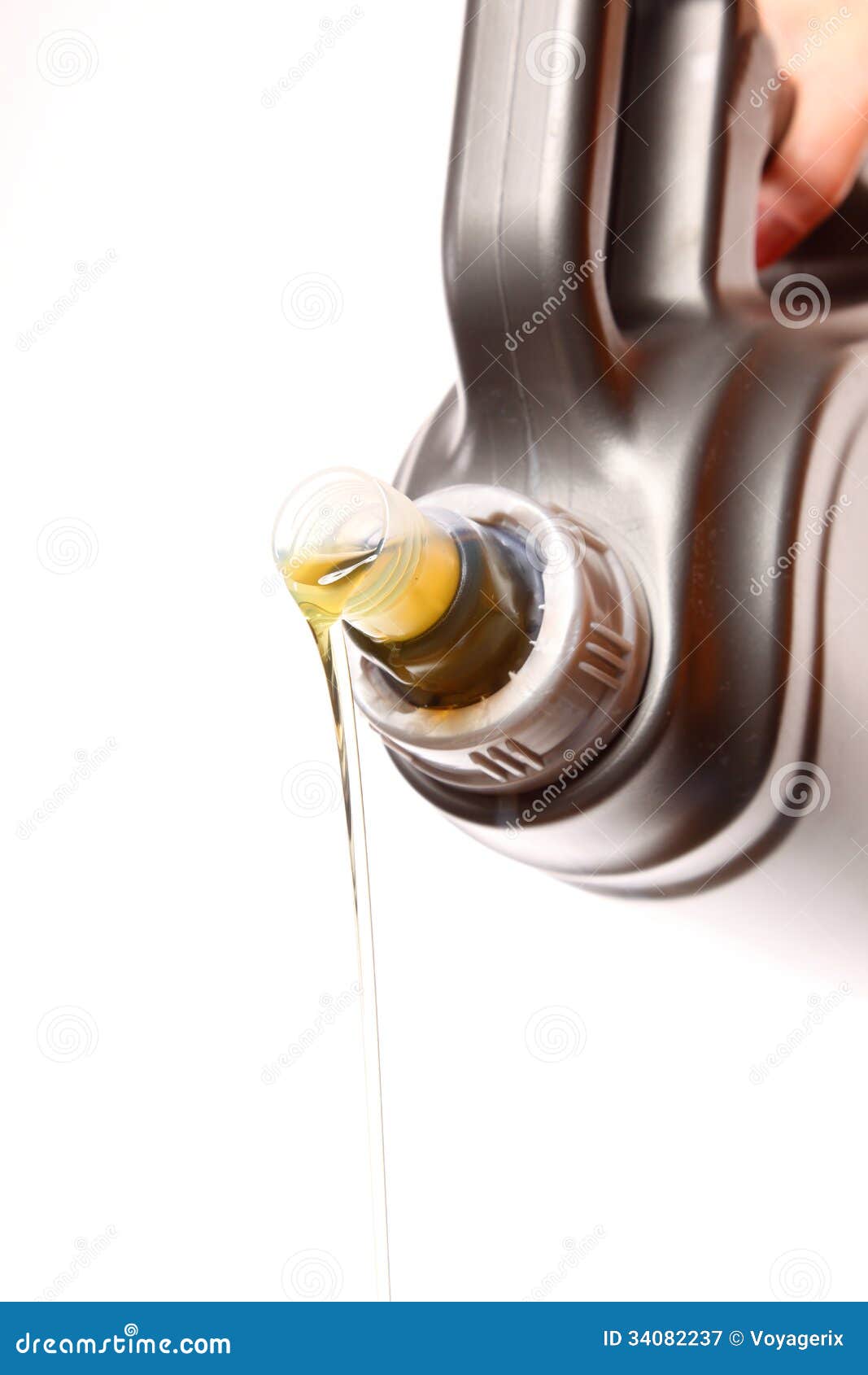 Can with Car Engine Oil Pouring Isolated Stock Image - Image of engine ...