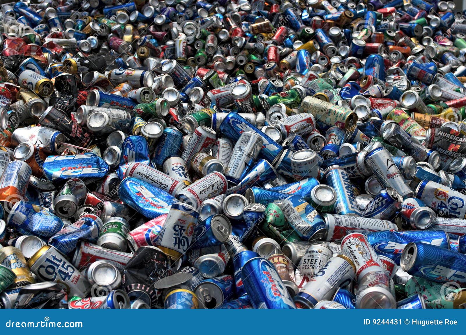 Can load editorial photo. Image of consumerism, ecological - 9244431