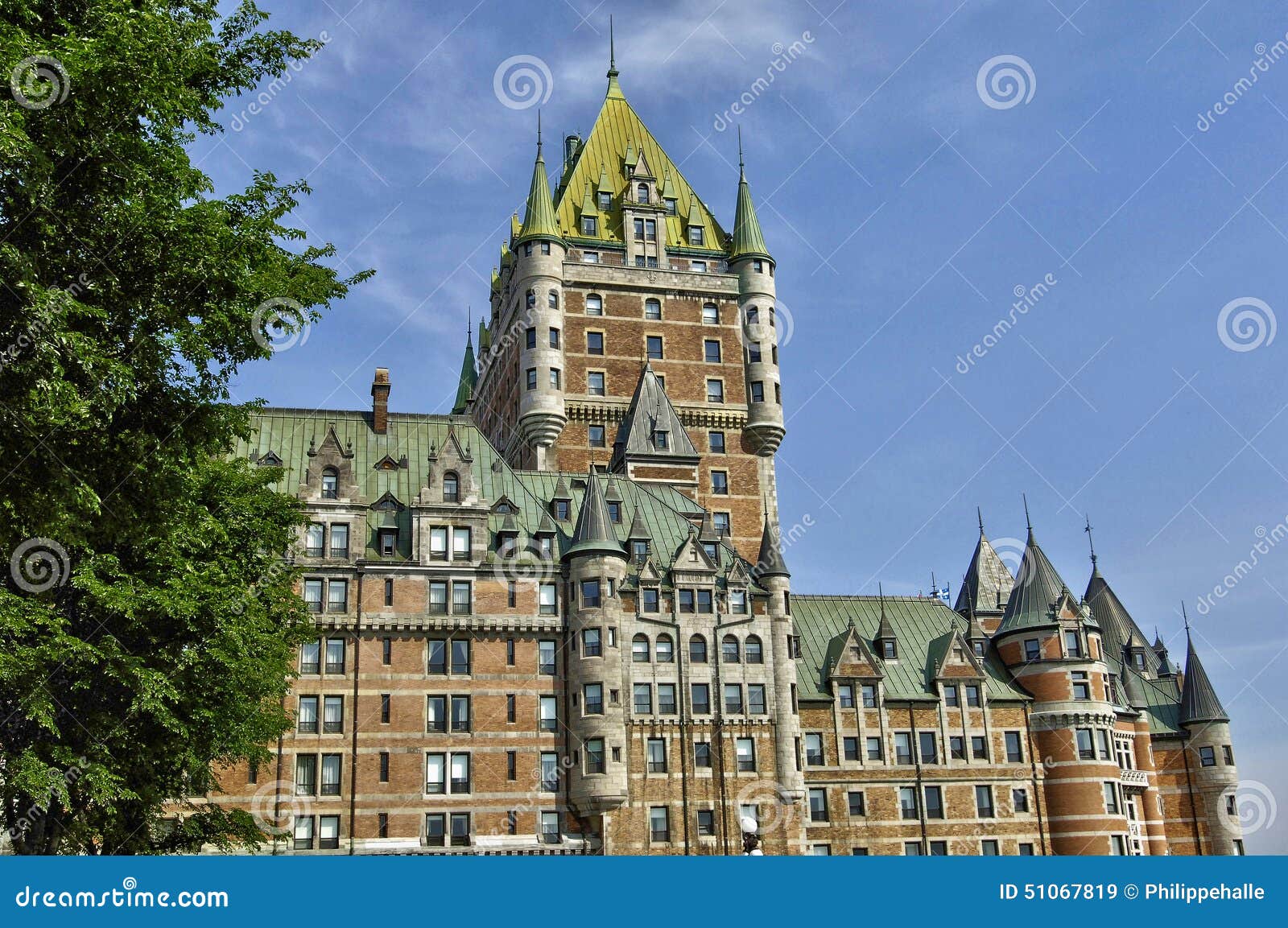 Canada, Chateau Frontenac in De Stad Van Quebec Redactionele Stock ...