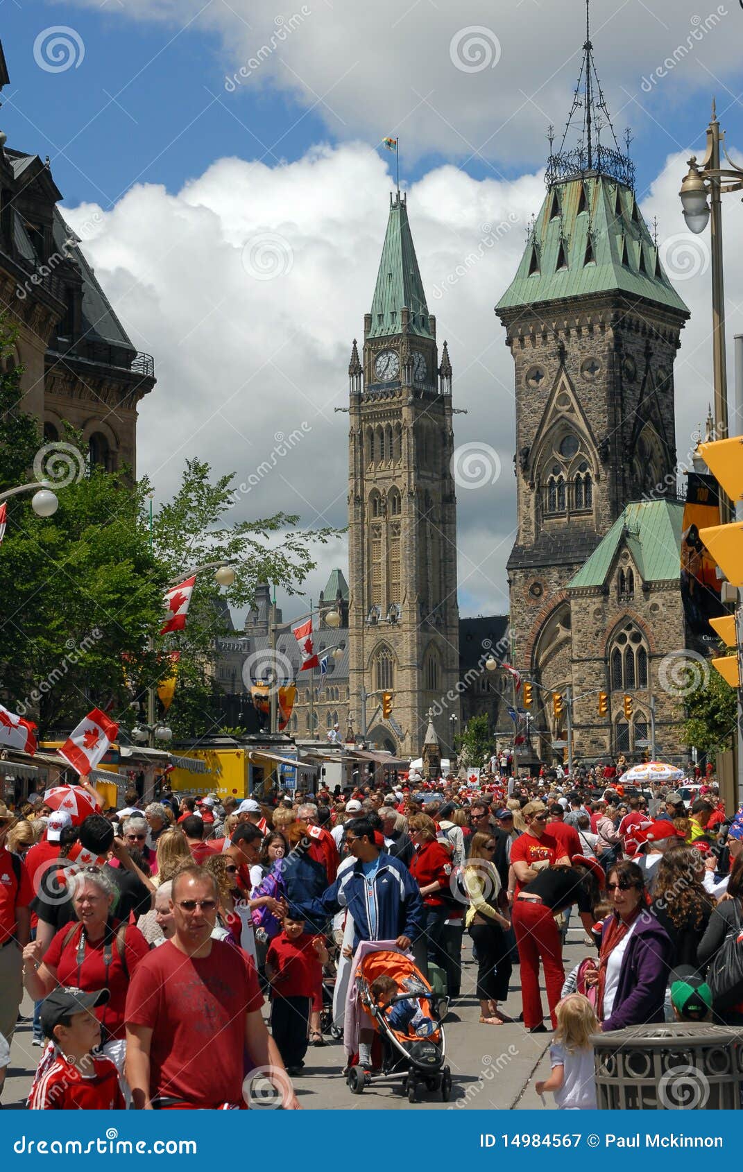 Canada Day in Ottawa editorial photography. Image of people - 14984567