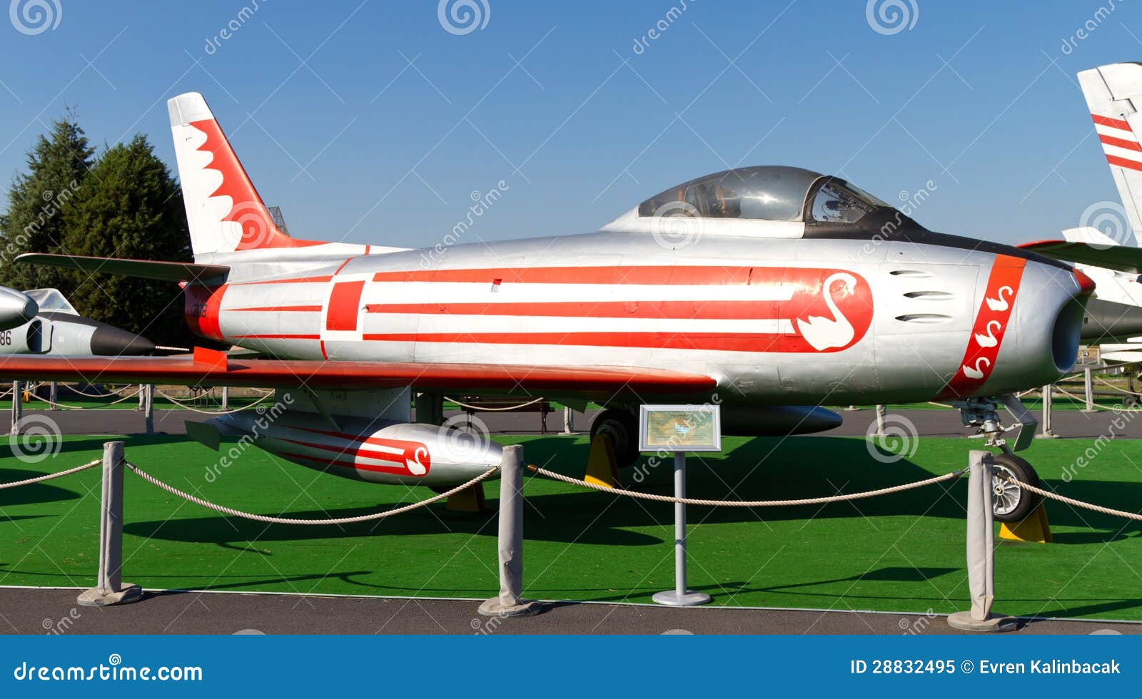 Canadair CL-13 Sabre editorial image. Image of canadair - 28832495