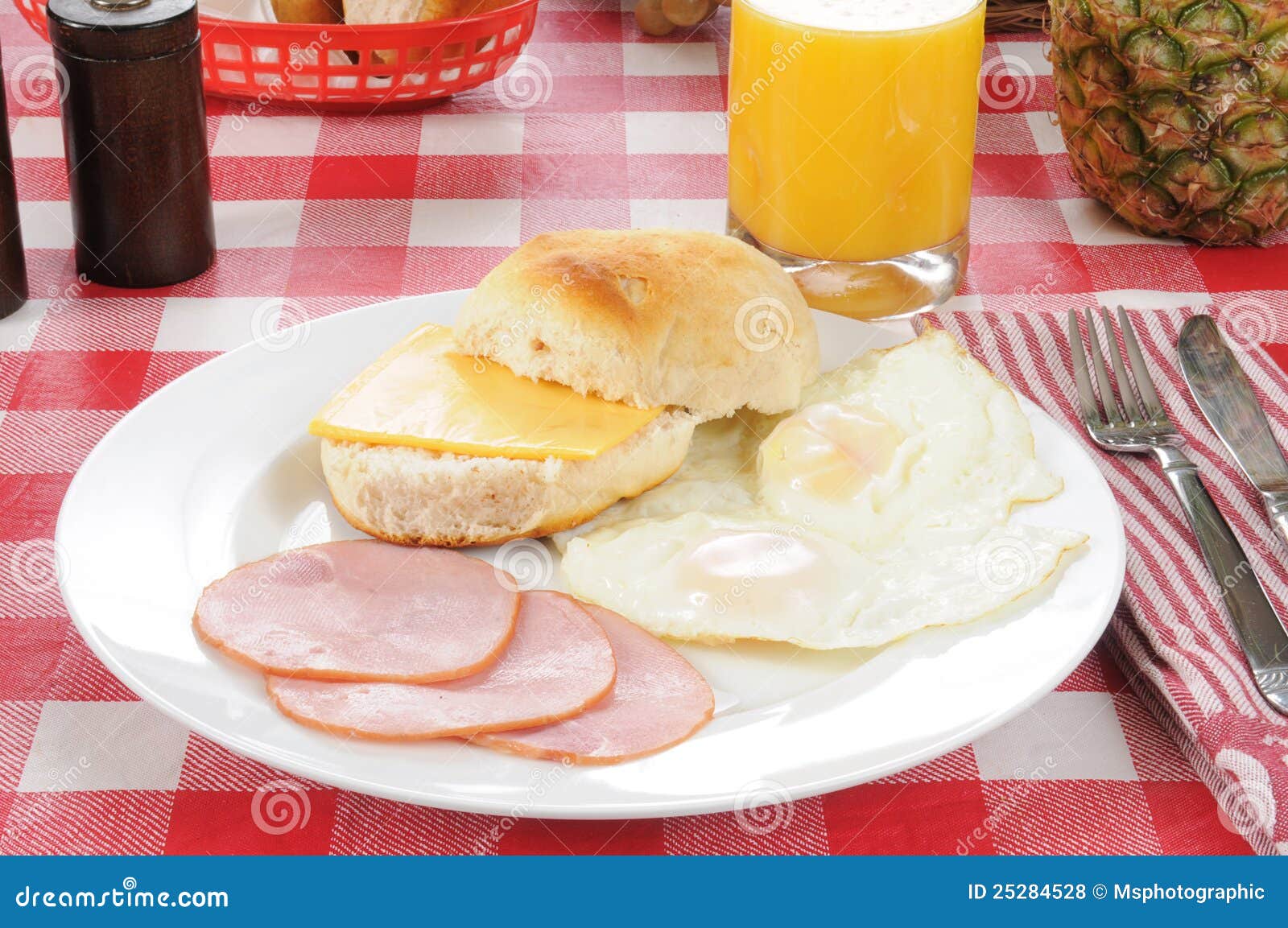 Canadian bacon breakfast stock photo. Image of pork, eggs - 25284528