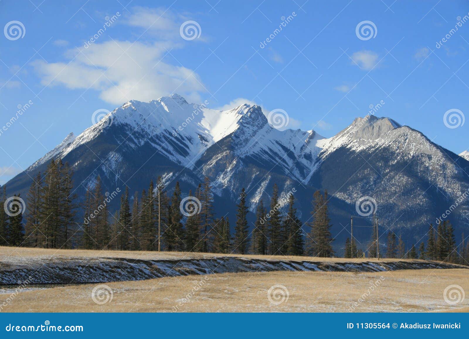 Canadian Rocky Mountains Over the Prairie Stock Photo - Image of range ...