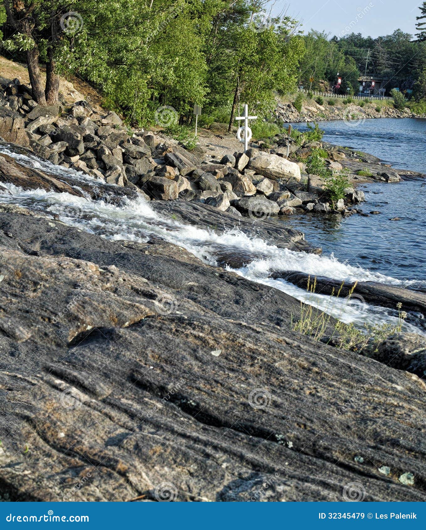 Canadian shield rocks stock image. Image of summer, shield - 32345479