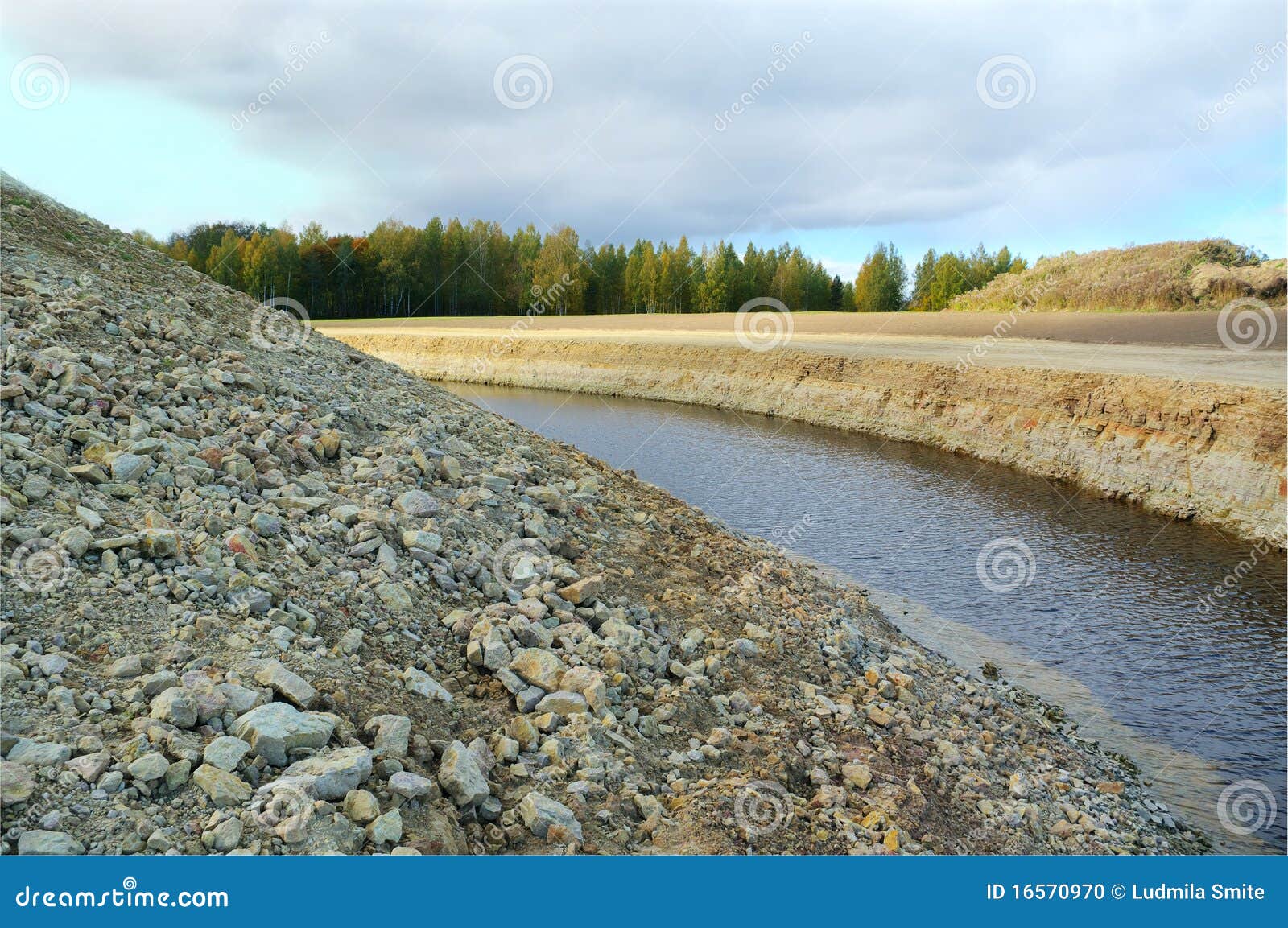 The canal. stock photo. Image of water, amphitheatre - 16570970
