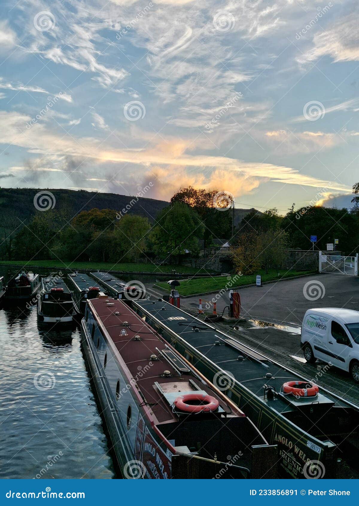 Canal Barges at Pontcysyllte Editorial Photo - Image of water, aqueduct ...