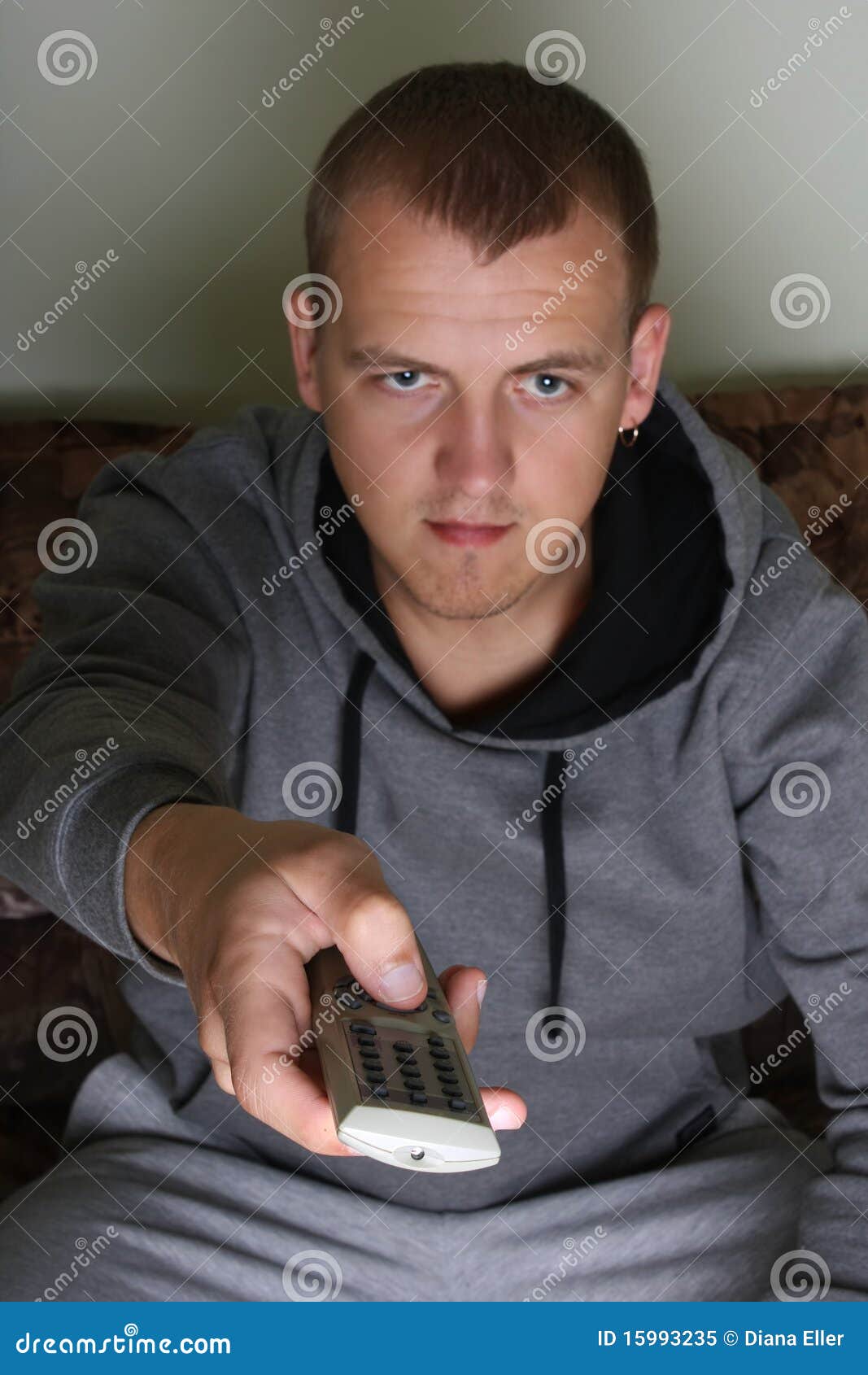 Canal changeant d'homme image stock. Image du lifestyle - 15993235