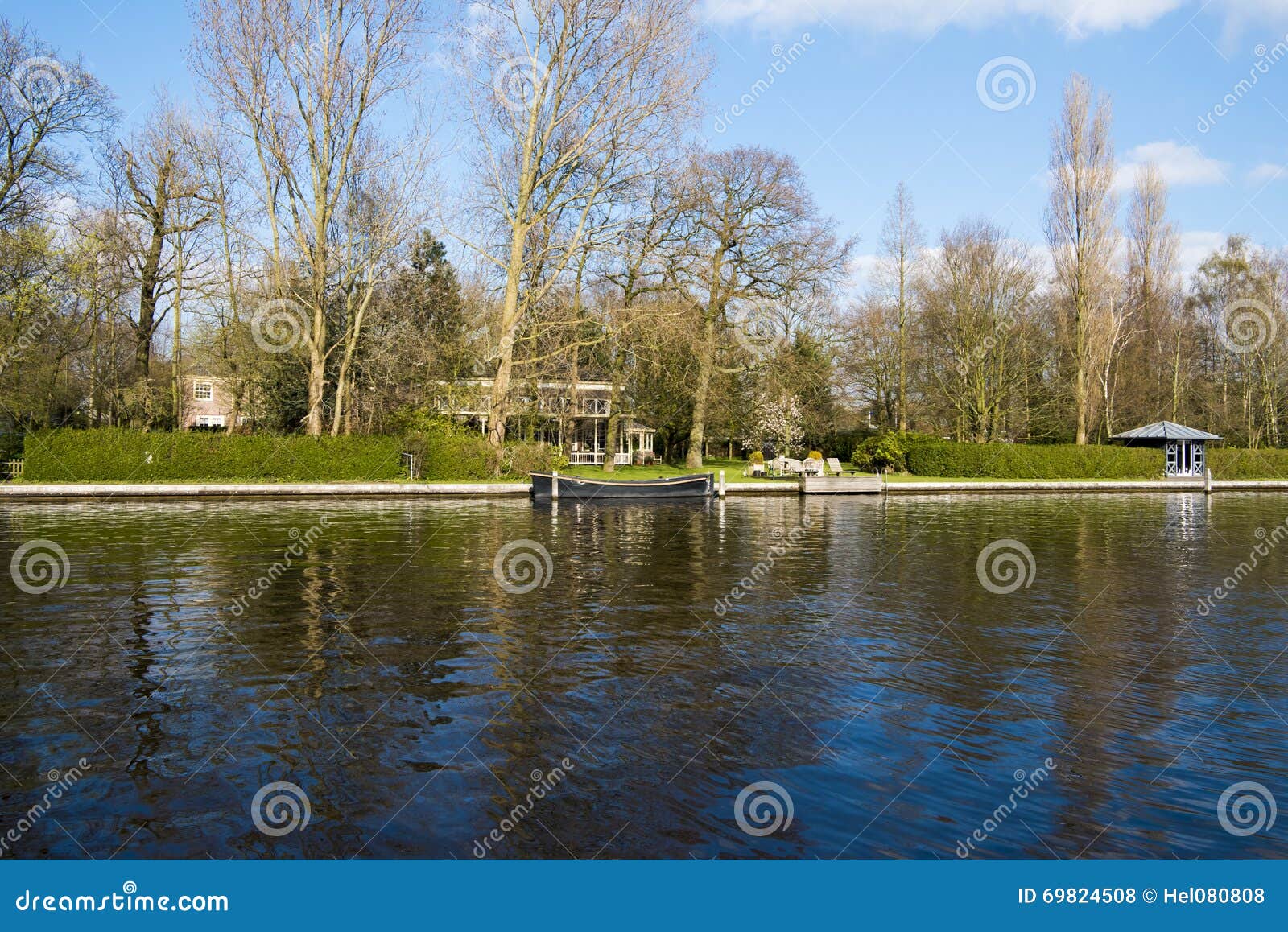Canal Olde Rijn, Leiden, Netherlands Stock Photo - Image of netherlands ...