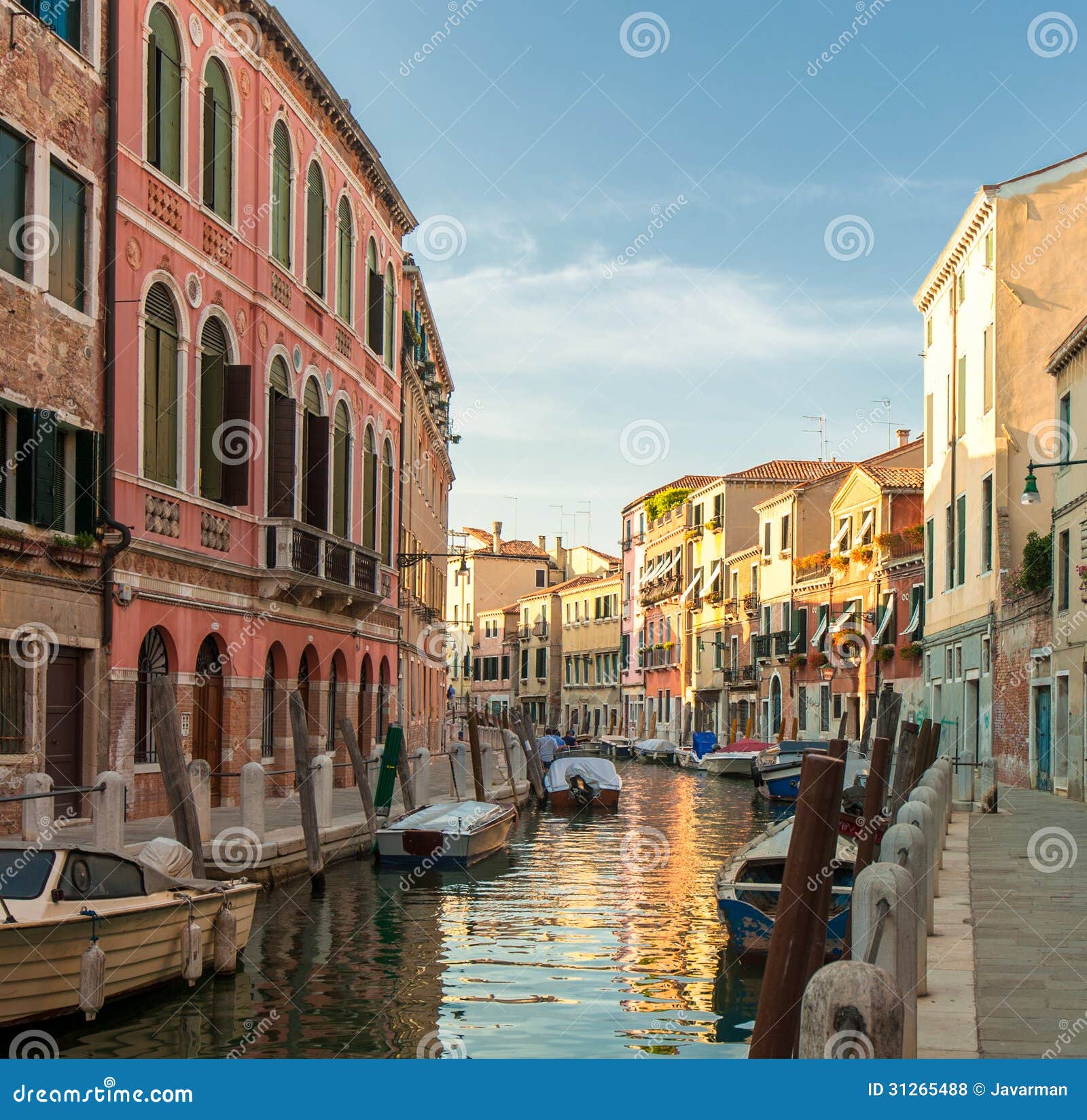 Canali di Venezia, Italia fotografia stock. Immagine di cityscape ... Canali di Venezia, Italia fotografia stock. Immagine di cityscape ...