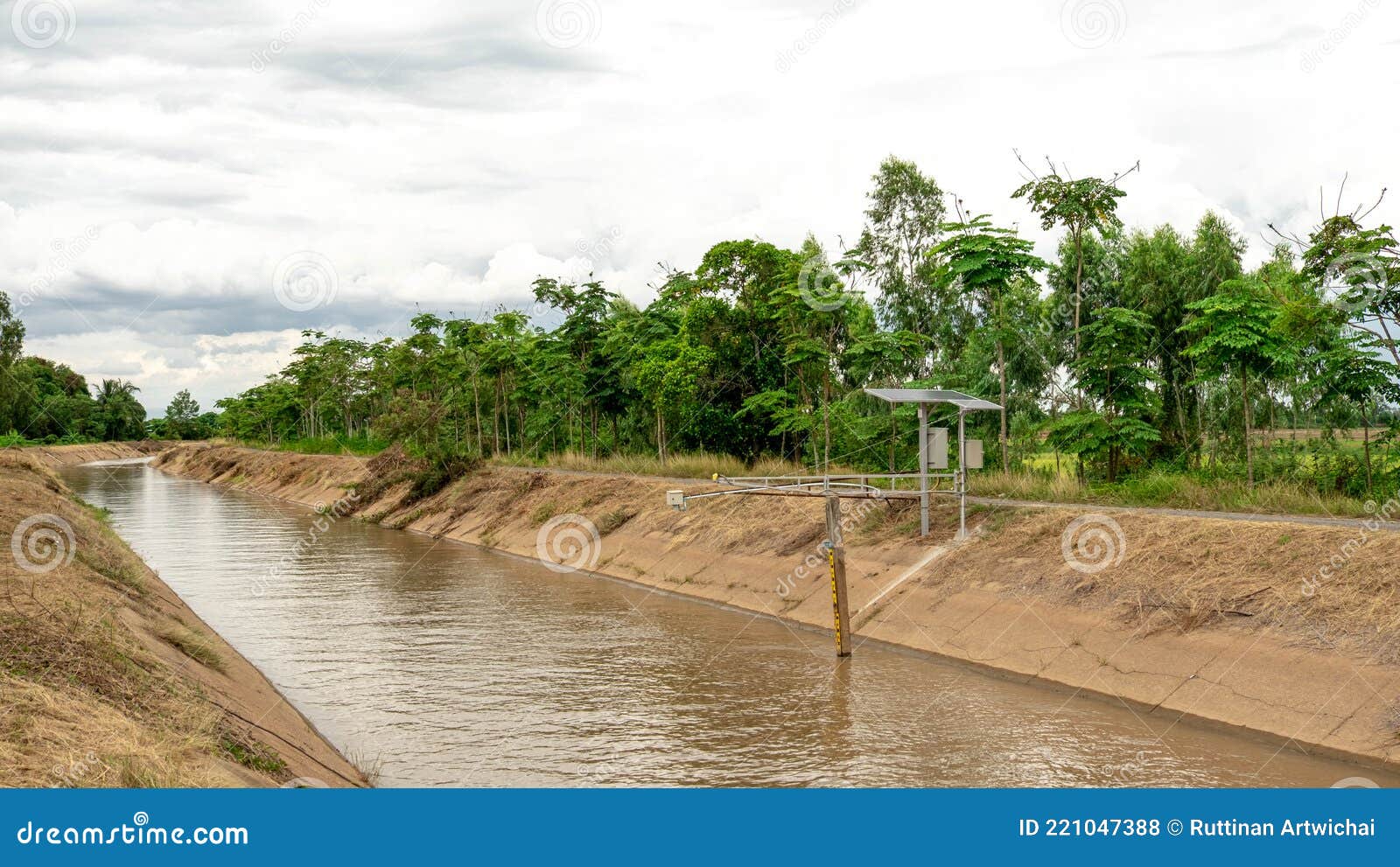 Canals Deliver Water for Use in Agriculture. Stock Photo - Image of ...