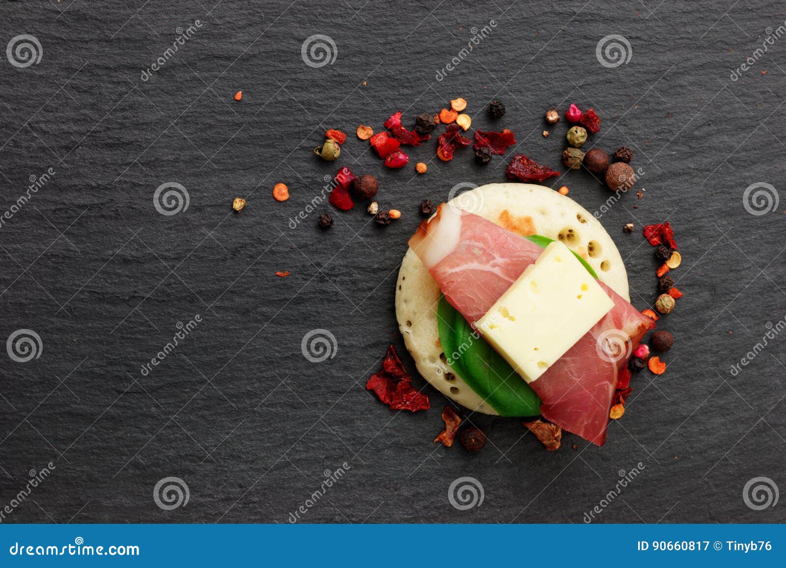 Canape Hecho En Casa De La Crepe Imagen de archivo - Imagen de fondo ...