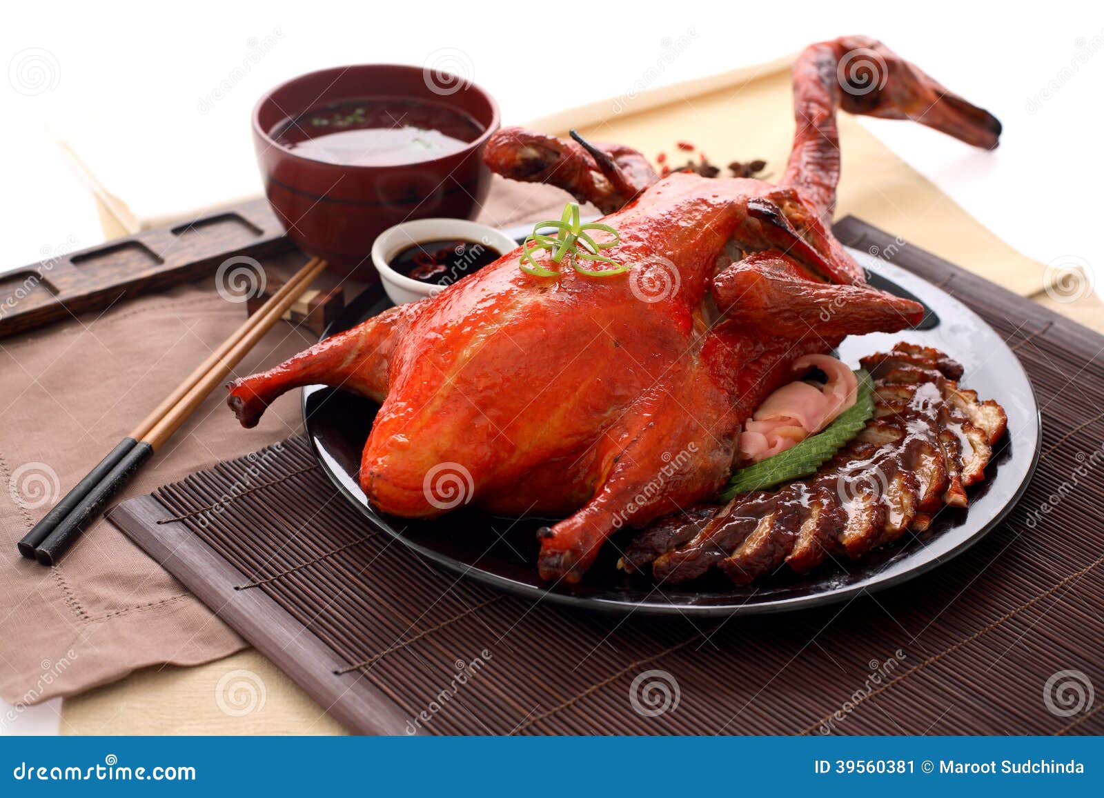 Canard Rôti Par BBQ Chinois Image stock - Image du vert, coupure: 39560381