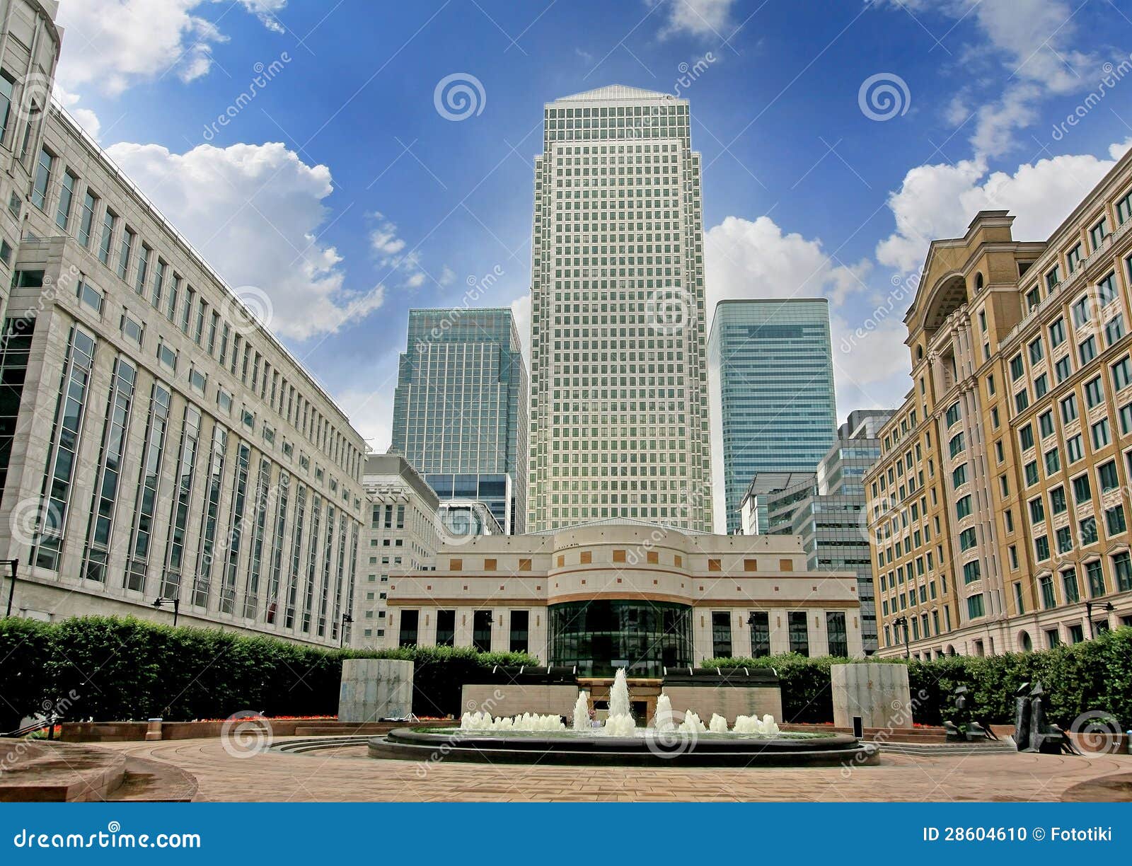 Canary Wharf square stock photo. Image of architecture - 28604610