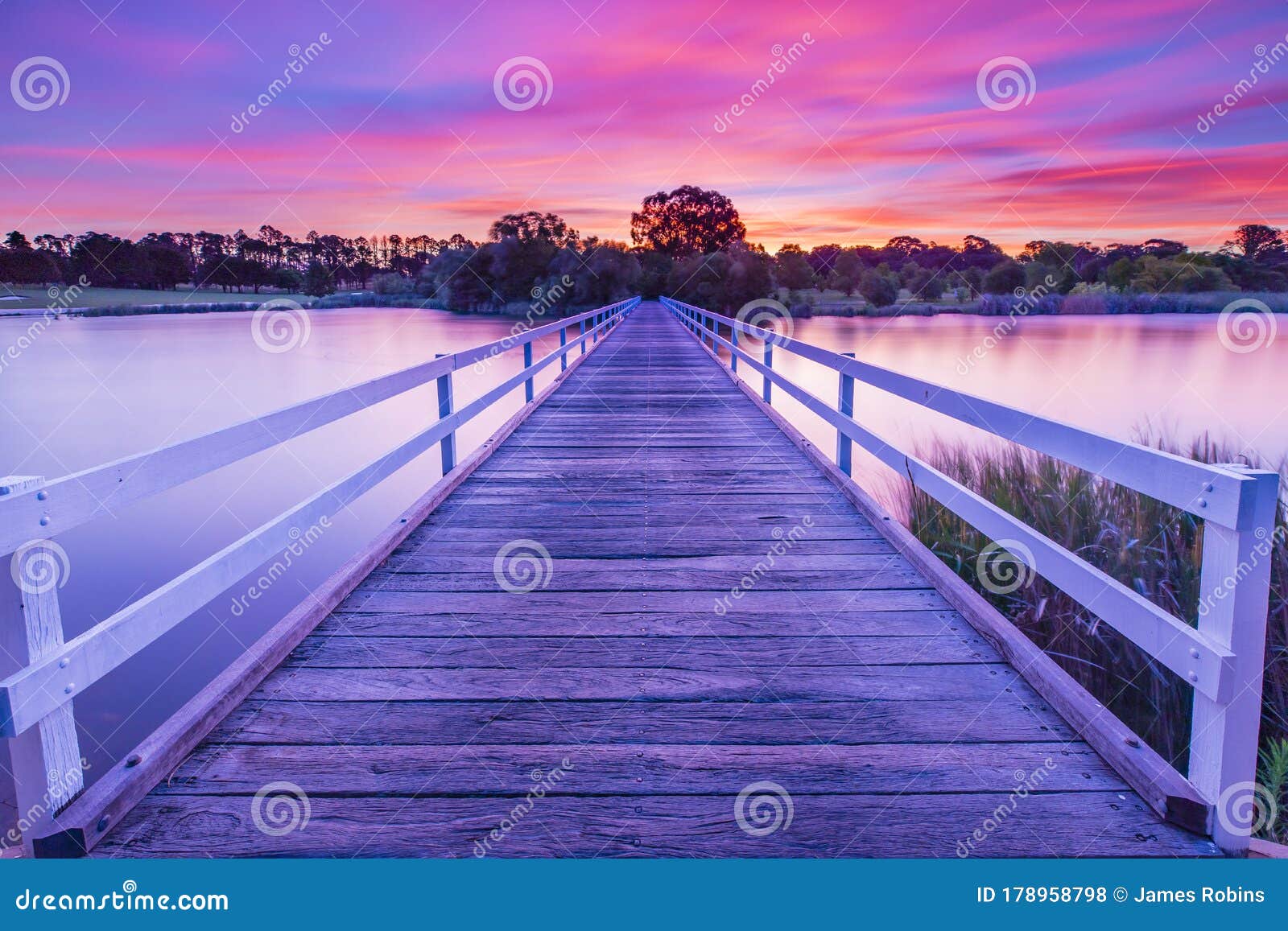 Canberra sunset stock photo. Image of canberra, lake - 178958798