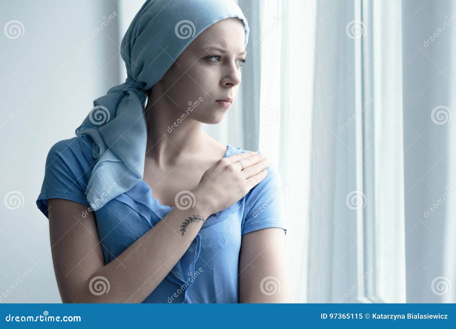 Cancer patient holding arm stock image. Image of chemotherapy - 97365115