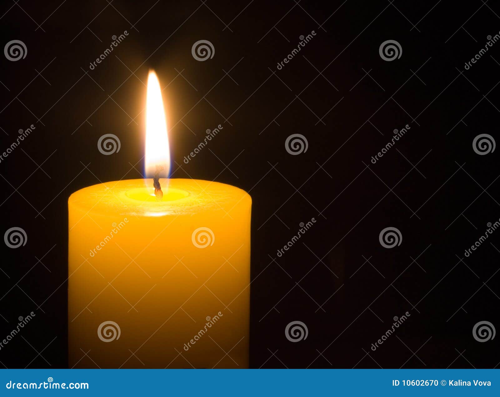 Candela fotografia stock. Immagine di luminoso, isolato - 10602670