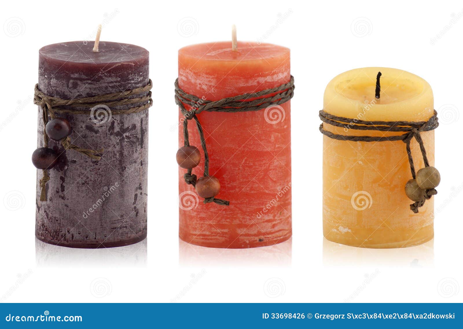 Candele Decorative Su Un Fondo Bianco Fotografia Stock - Immagine di ...