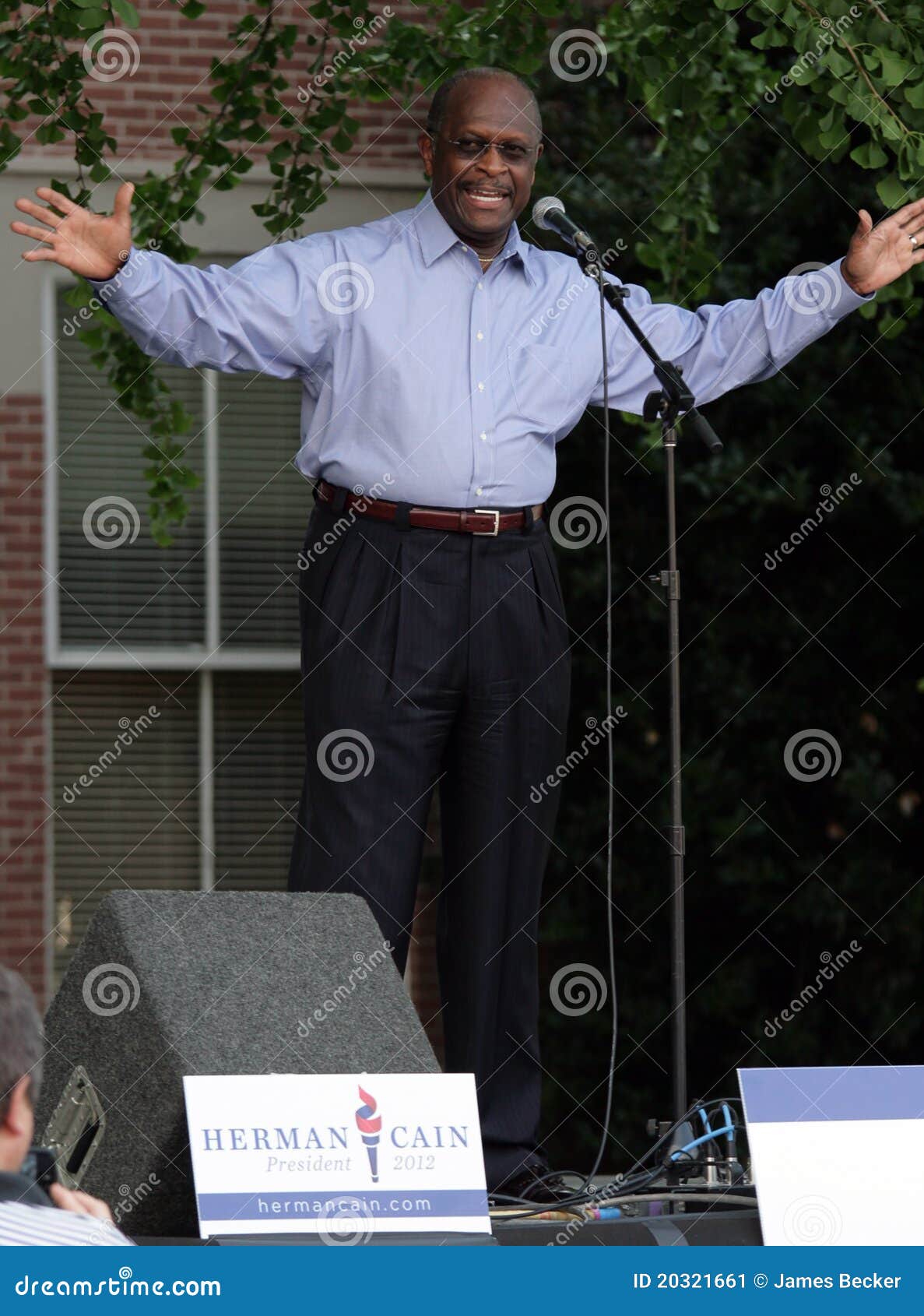 Candidate Herman Cain editorial photo. Image of rally - 20321661