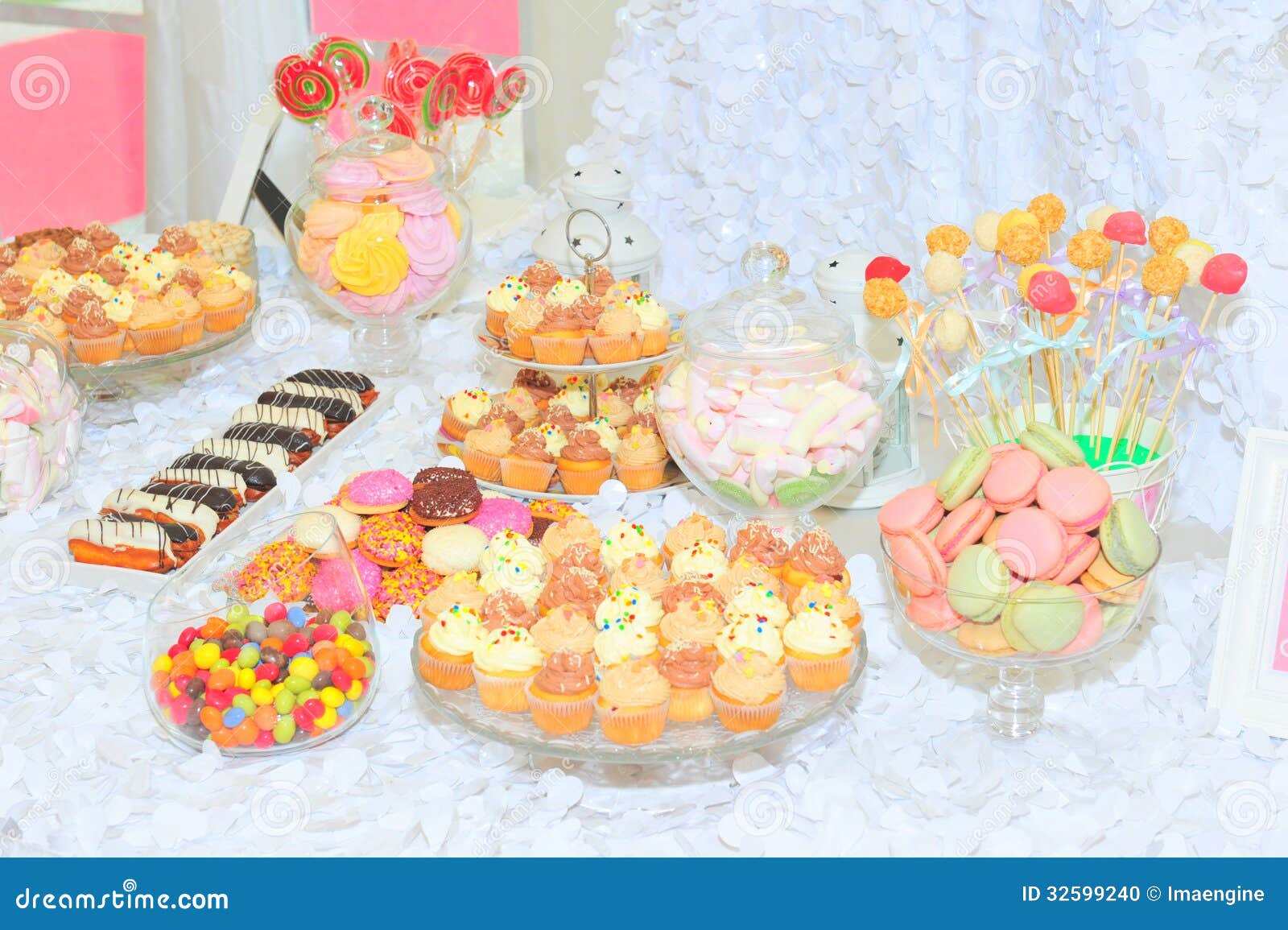 Candy bar sweets stock photo. Image of delicious, cocoa - 32599240