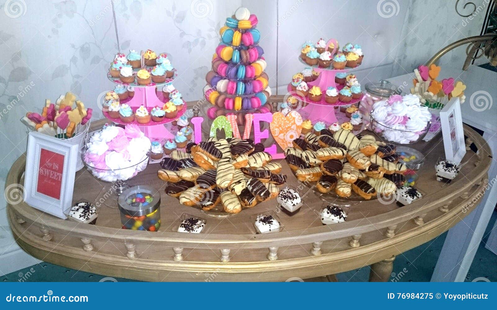 Candy bar table stock image. Image of brown, decoration - 76984275