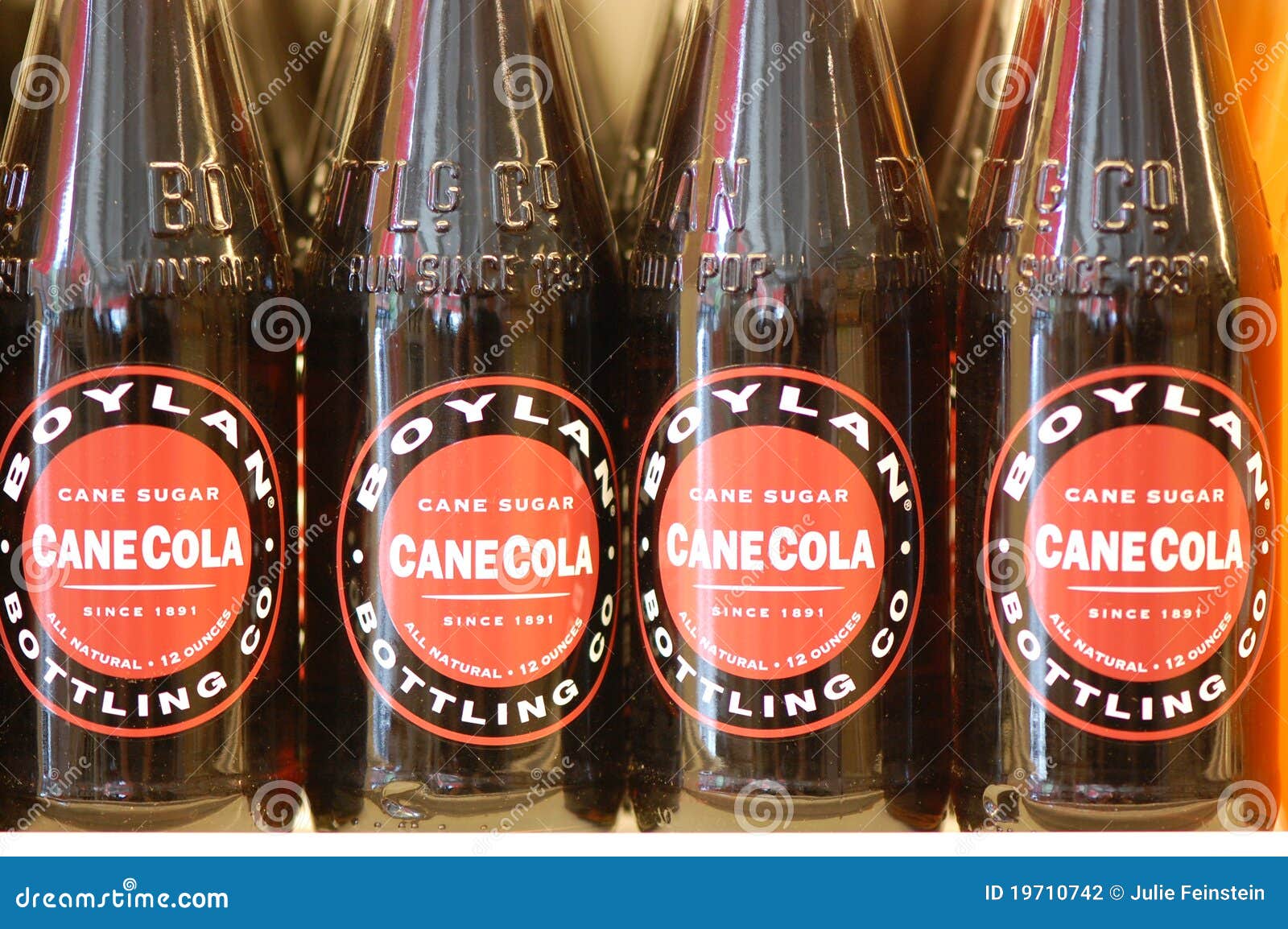 Cane Cola editorial photography. Image of united, sugar - 19710742