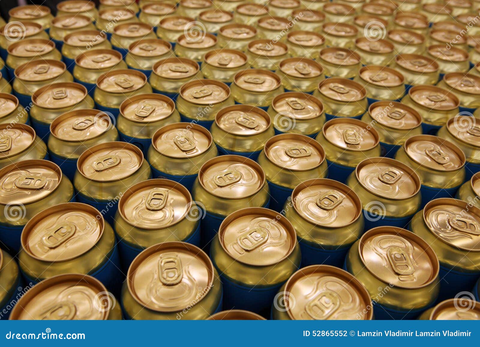 Canettes Photos Stock - Téléchargez 20,457 Photos libres de droits