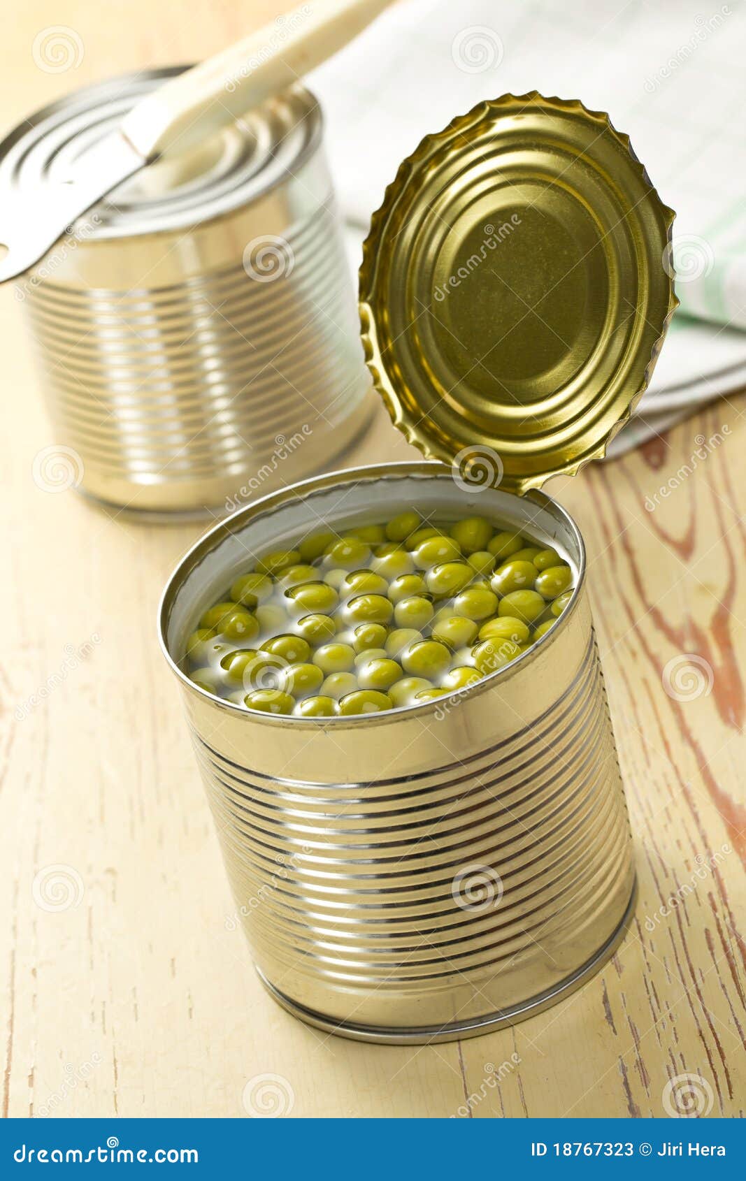 Canned green peas stock image. Image of ingredient, nutrition - 18767323