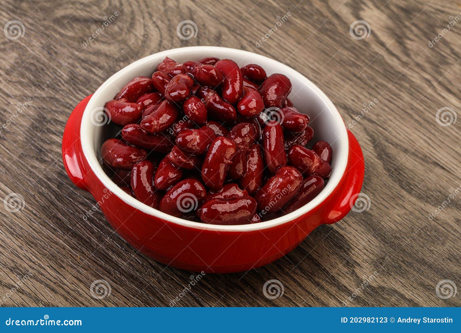 Canned Red Kidney in the Bowl Stock Image - Image of plate, food: 202982123