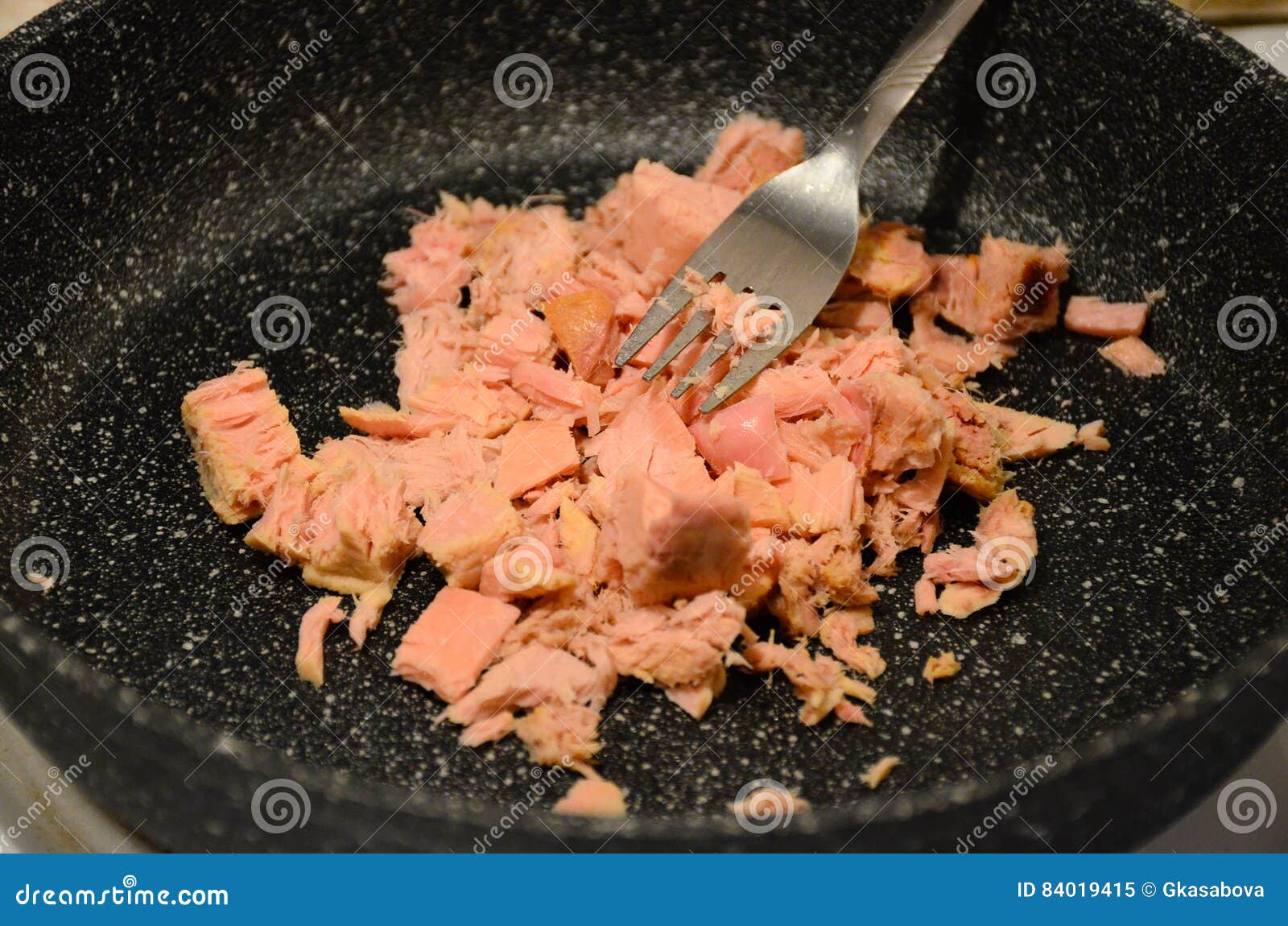 Canned tuna chunks stock image. Image of ingredient, beautiful - 84019415