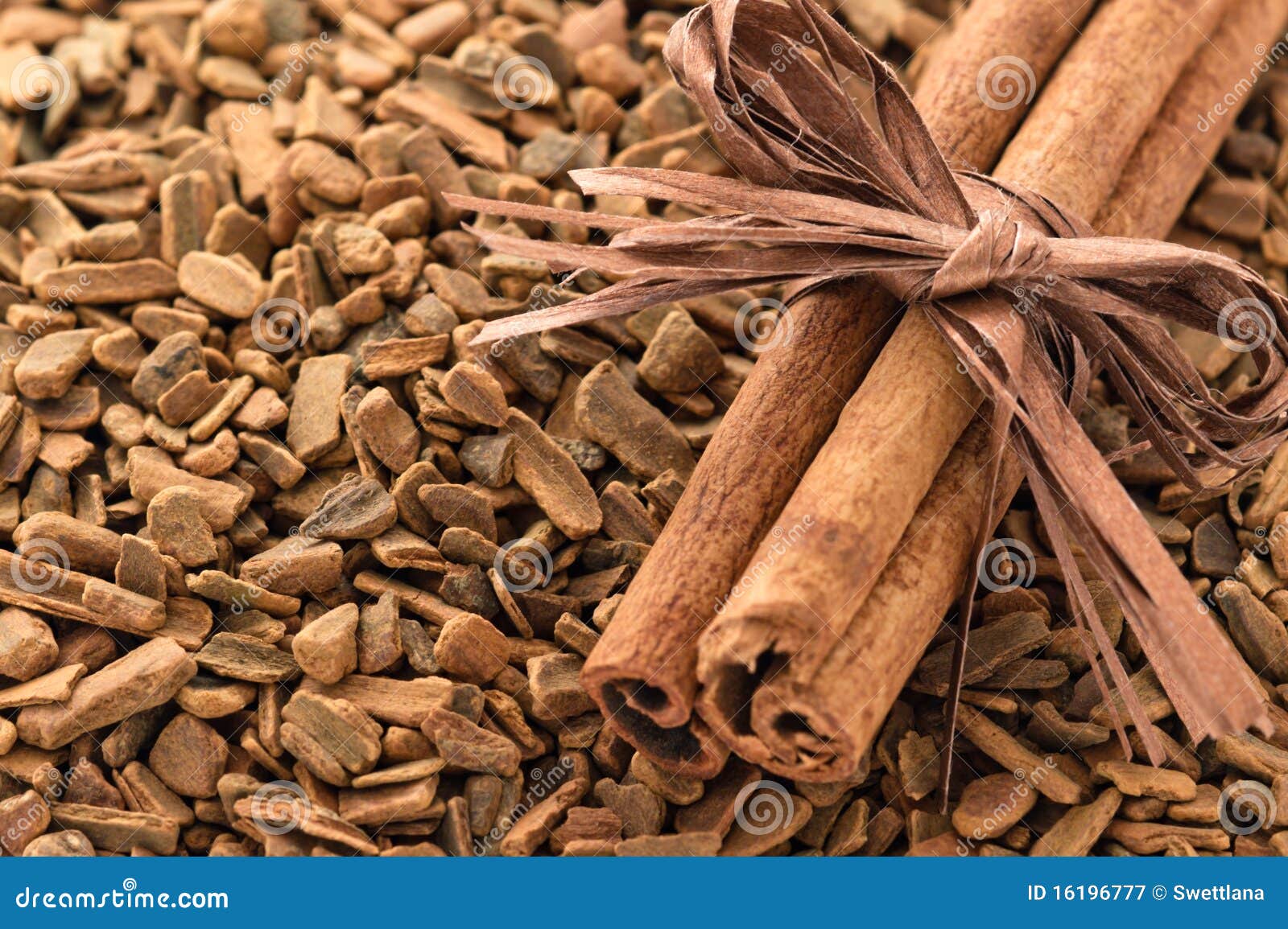 Cannella immagine stock. Immagine di corteccia, nessuno - 16196777