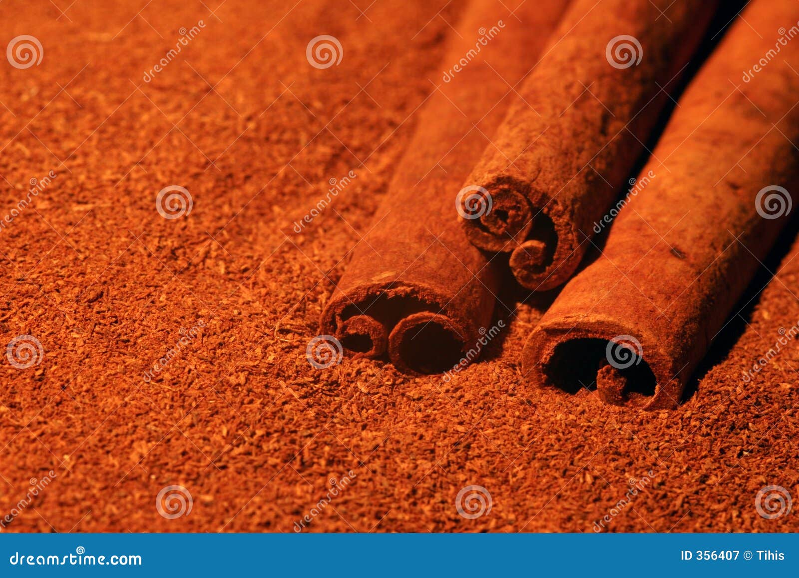 Cannella immagine stock. Immagine di alimento, sfondo, particolare - 356407