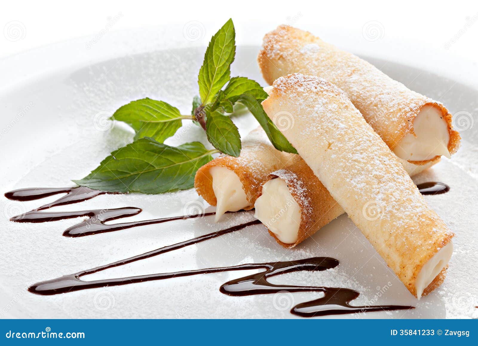 Cannoli. Sicilian Pastry Desserts. Stock Image - Image of italian ...