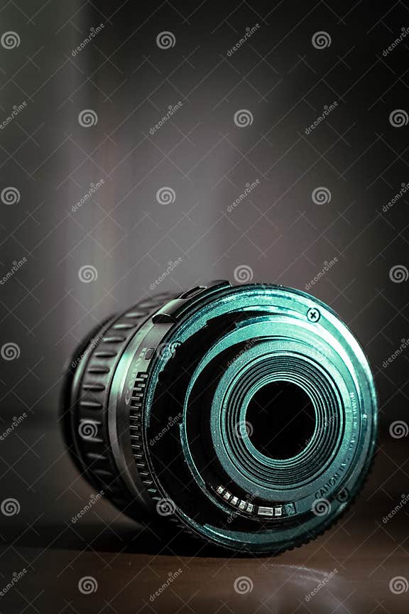 Canon Back Side Lens editorial photography. Image of sensor - 173180912