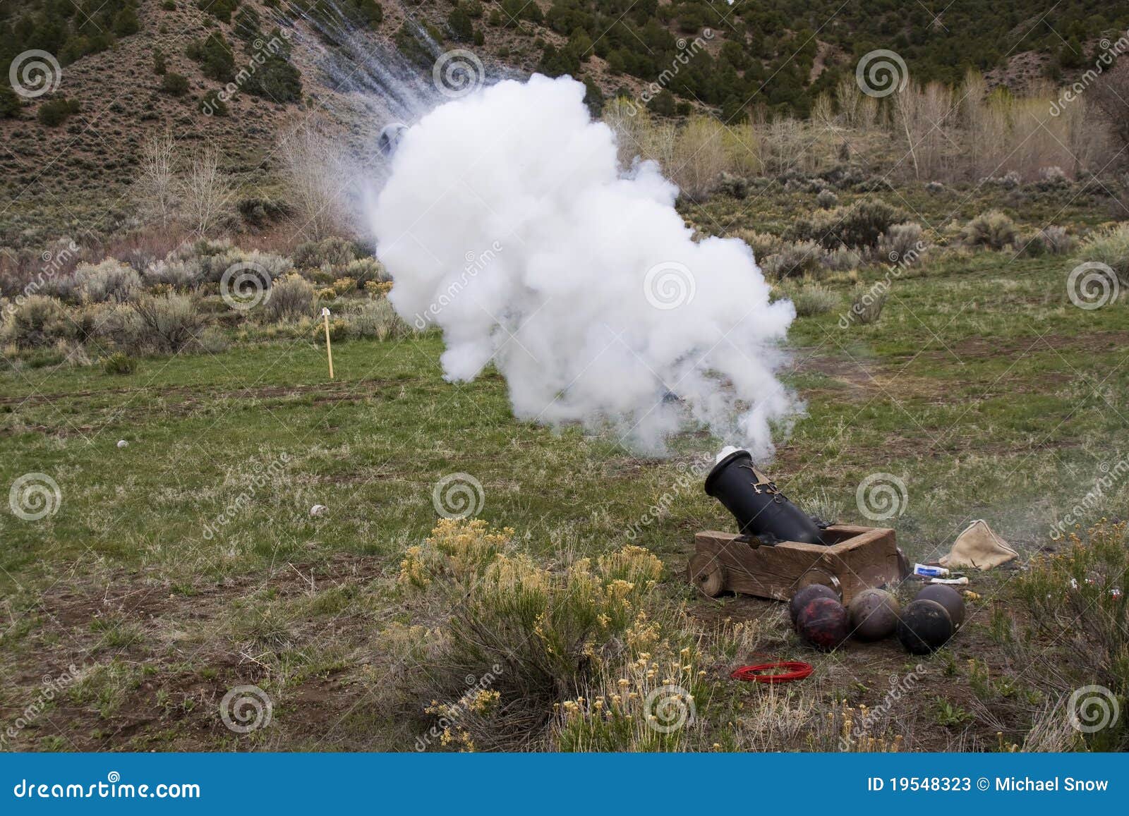 Canon Fire stock image. Image of american, military, canon - 19548323