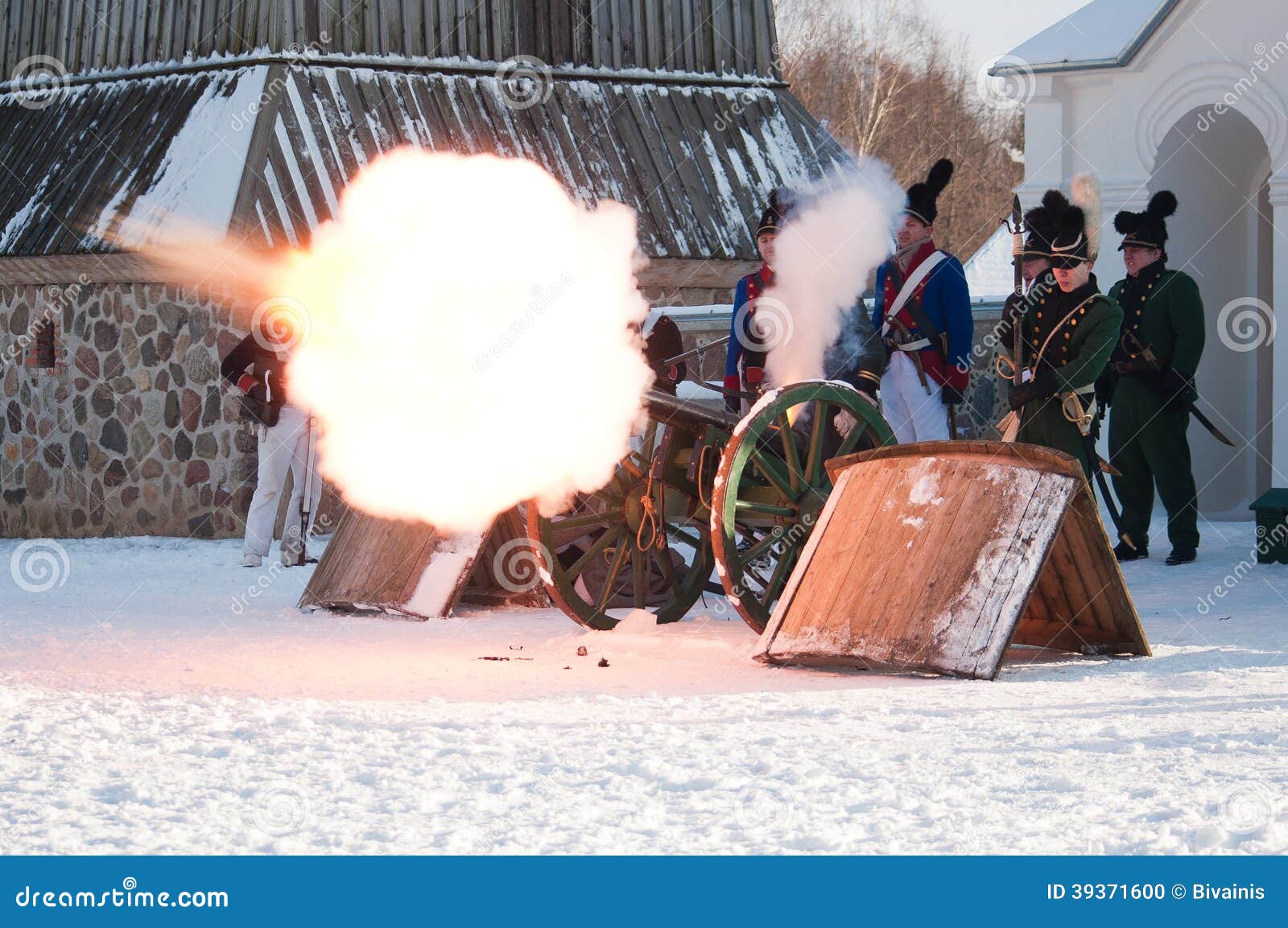 Canon fire editorial image. Image of dress, marching - 39371600
