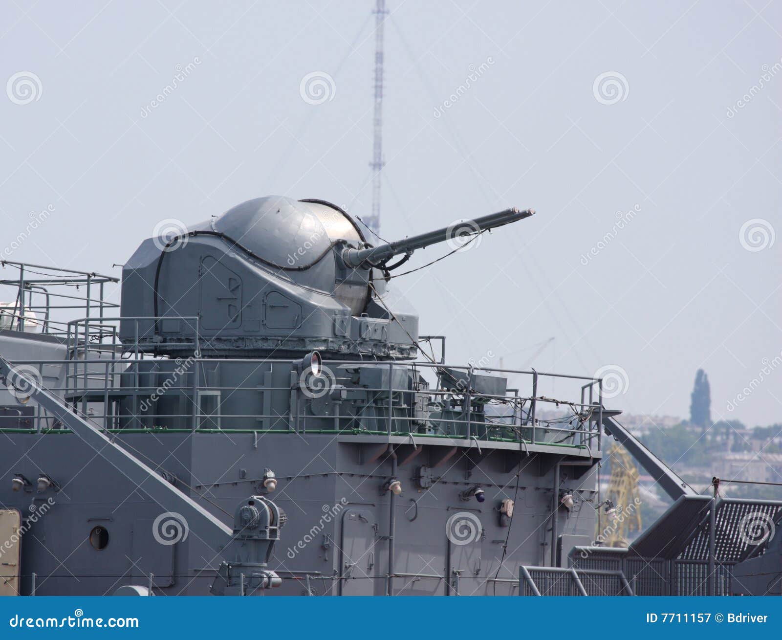 Canon Ruso De La Nave De Batalla Imagen de archivo - Imagen de militar ...